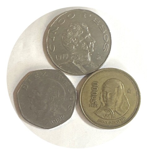 - Trio of Mexico Pesos - 1977 Cinco (5) Peso, 1982 Diez (10) Peso and ...