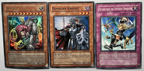 * 1996 Yu-Gi-Oh! Cards - Holographic Sphinx Teleia and Familiar Knight ...