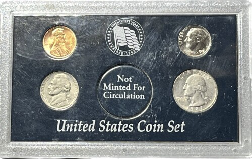* 1987-D United States Coin Set - 4 Coins in Acrylic Holder | Property Room