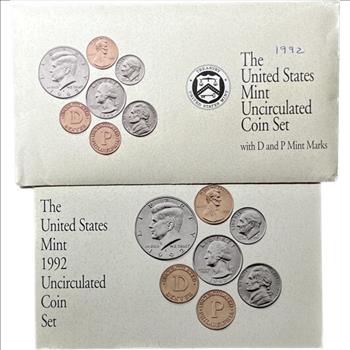 * 1992 (D&P) United States Mint Uncirculated Coin Set | Property Room