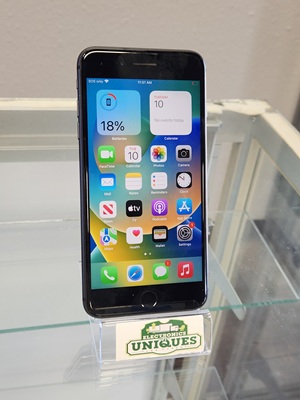 Apple iPhone 8 Plus 64GB Smartphone - Unlocked | Property Room