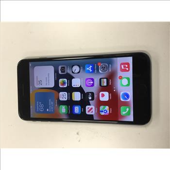 Apple iPhone 7 Plus 32GB Smartphone - Unlocked | Property Room