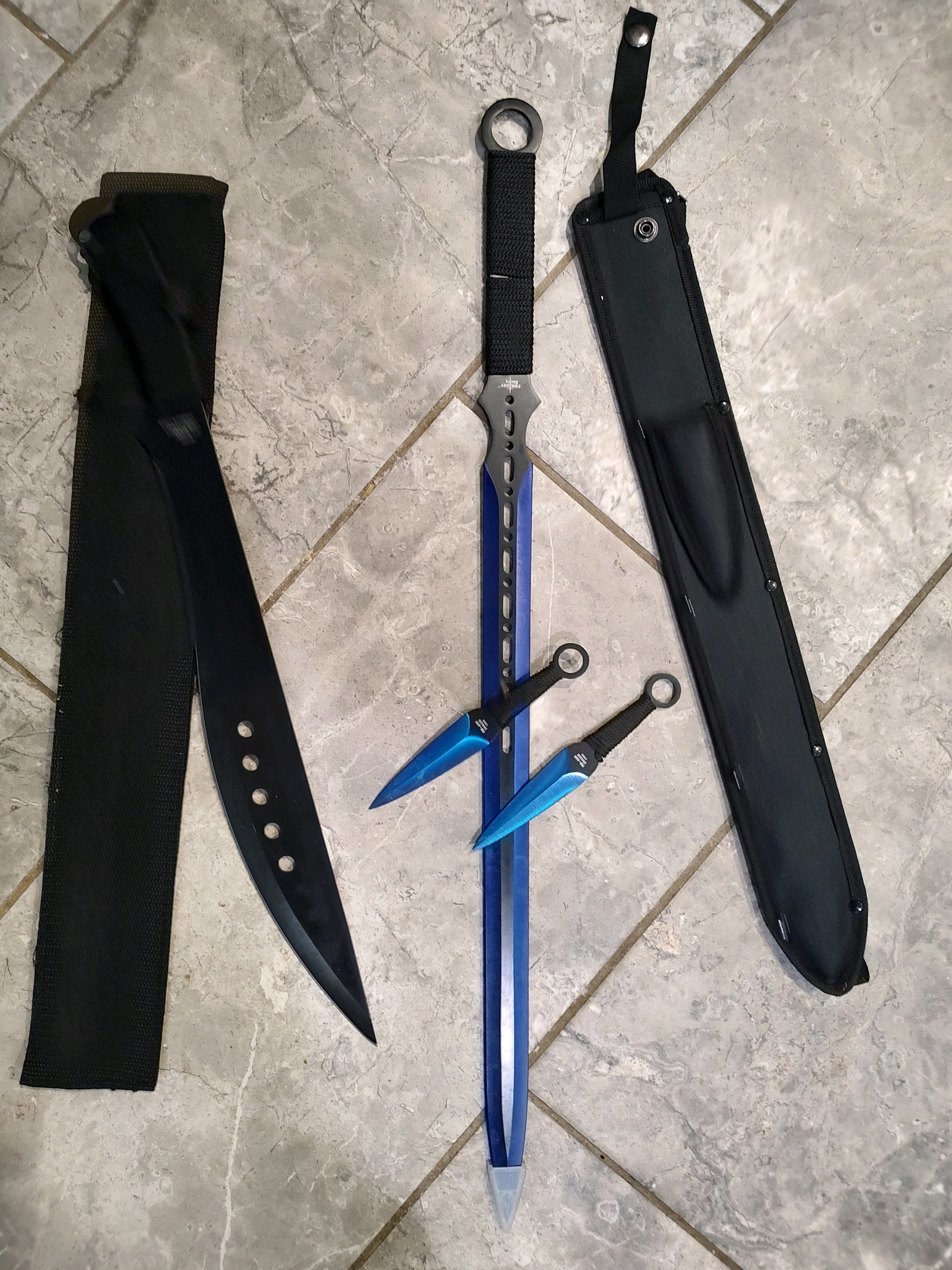 2 PIECE LOT- FANTASY SWORD SET AND FULL TANG MACHETE | Property Room