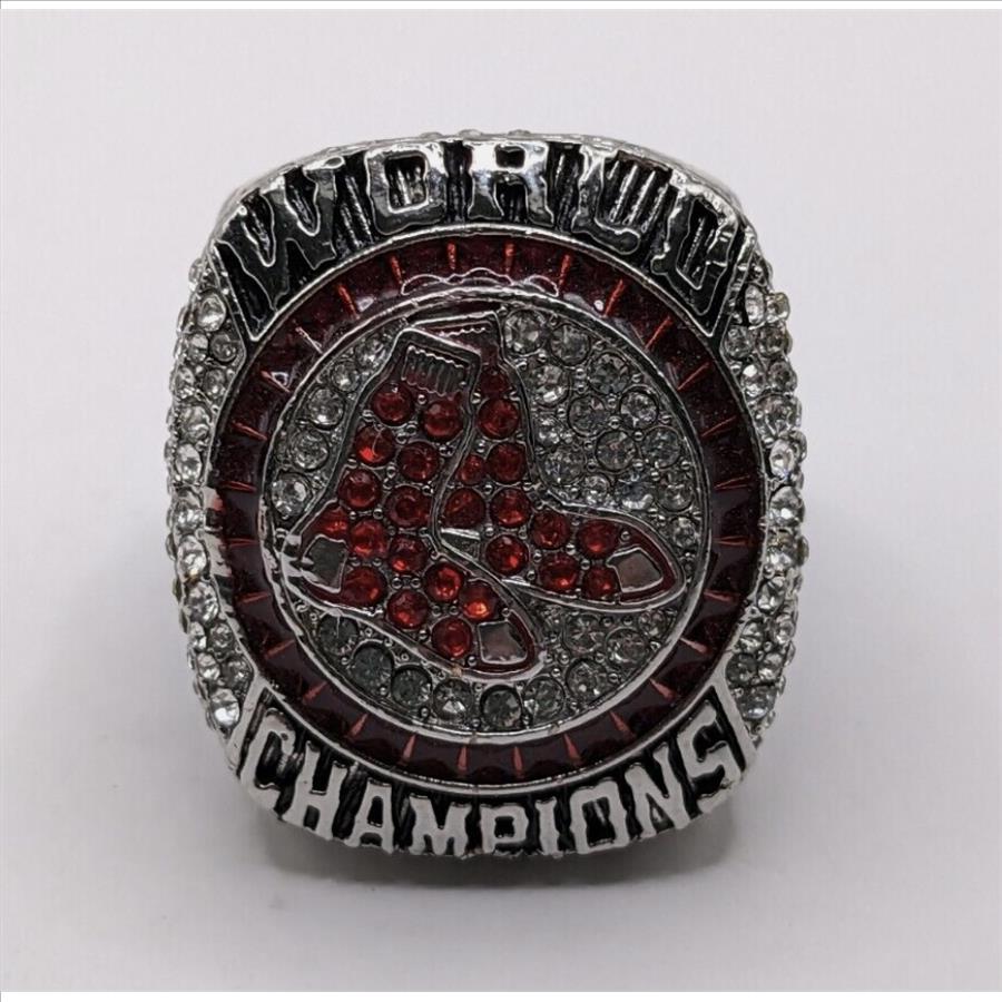 MLB Boston Red Sox 2018 World Series Replica Ring Size 11 | Property Room