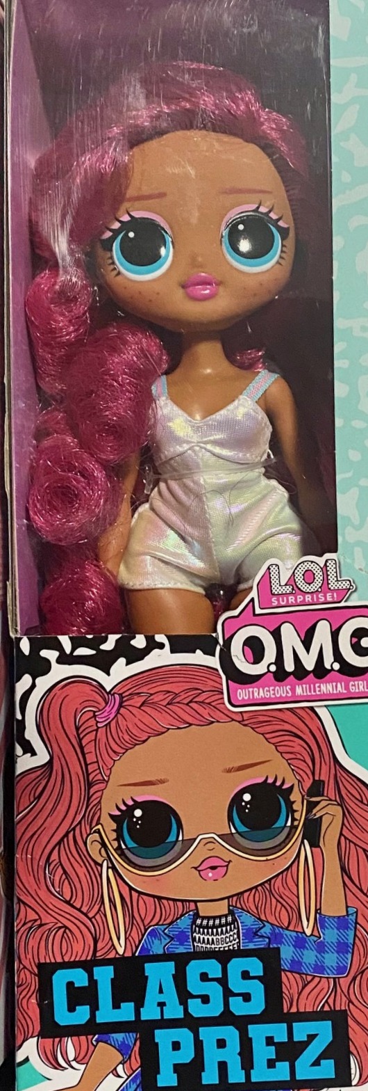 LOL Surprise OMG Lounge Doll Class Prez | Property Room