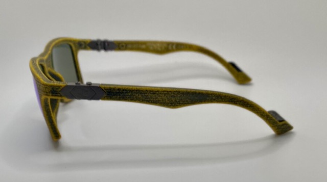 Invicta Men's Sunglasses Made In Italy Retail $199.99 | Property Room