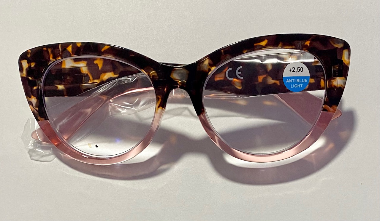 Noah Women's Design Readers +2.50 | Property Room