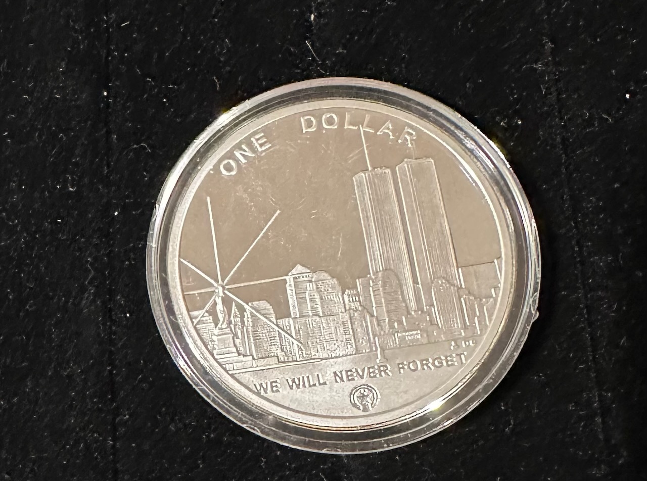 World Trade Center Twin Towers $1 Proof Coin w/Recovery Silver from ...