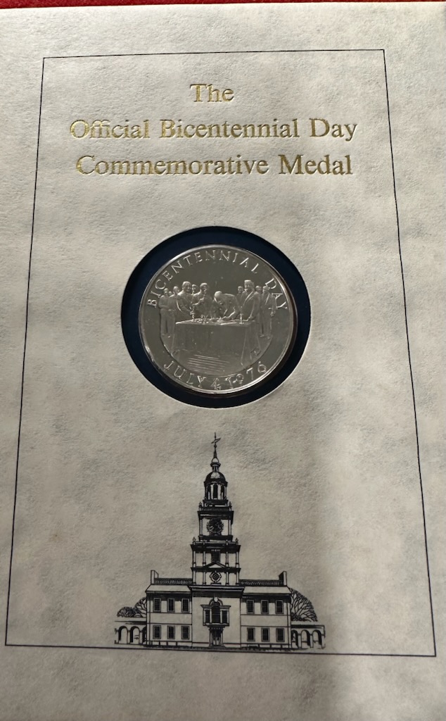 The Official Bicentennial Day Commemorative | Property Room