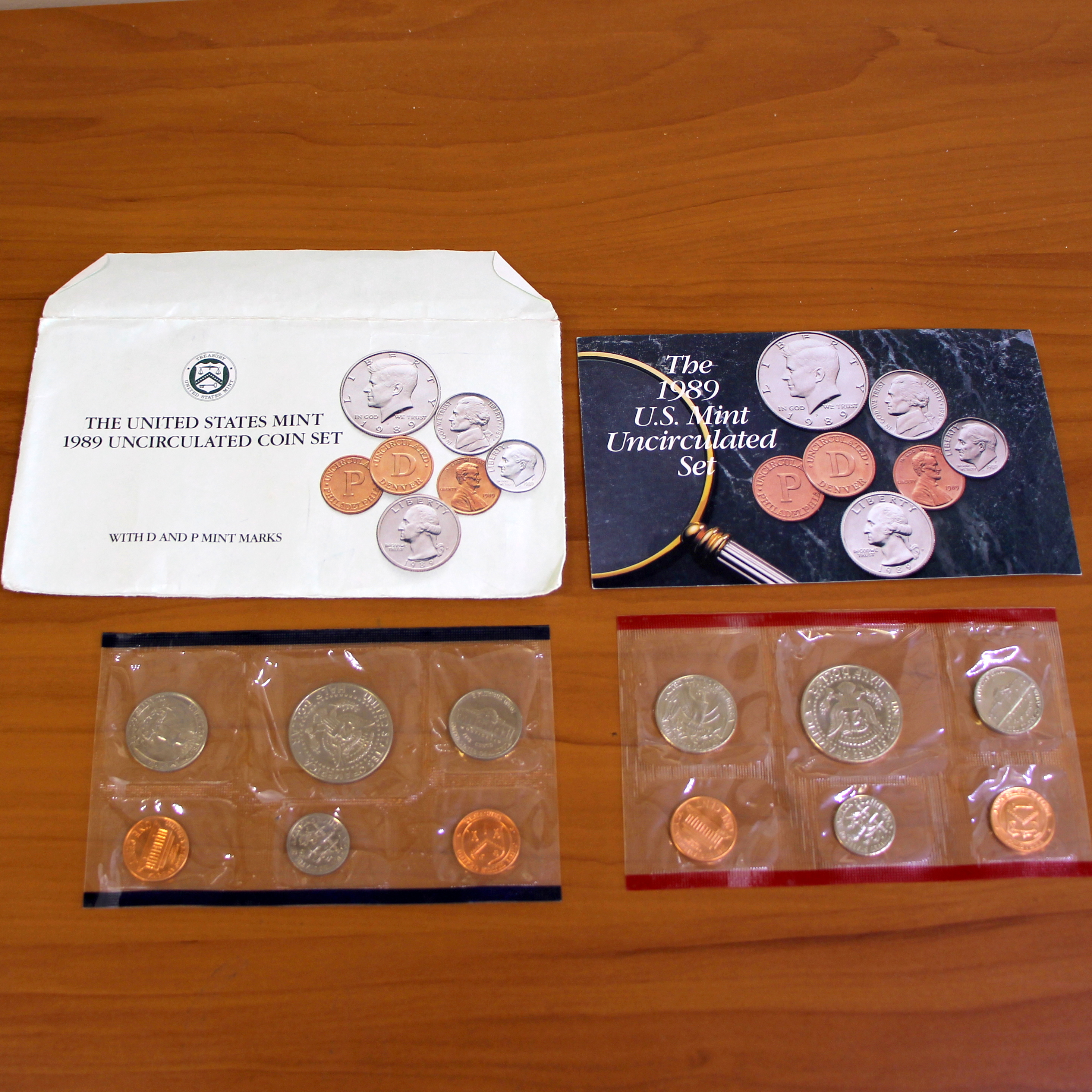 1989 Uncirculated Coin Set of Philadelphia and Denver Mint | Property Room