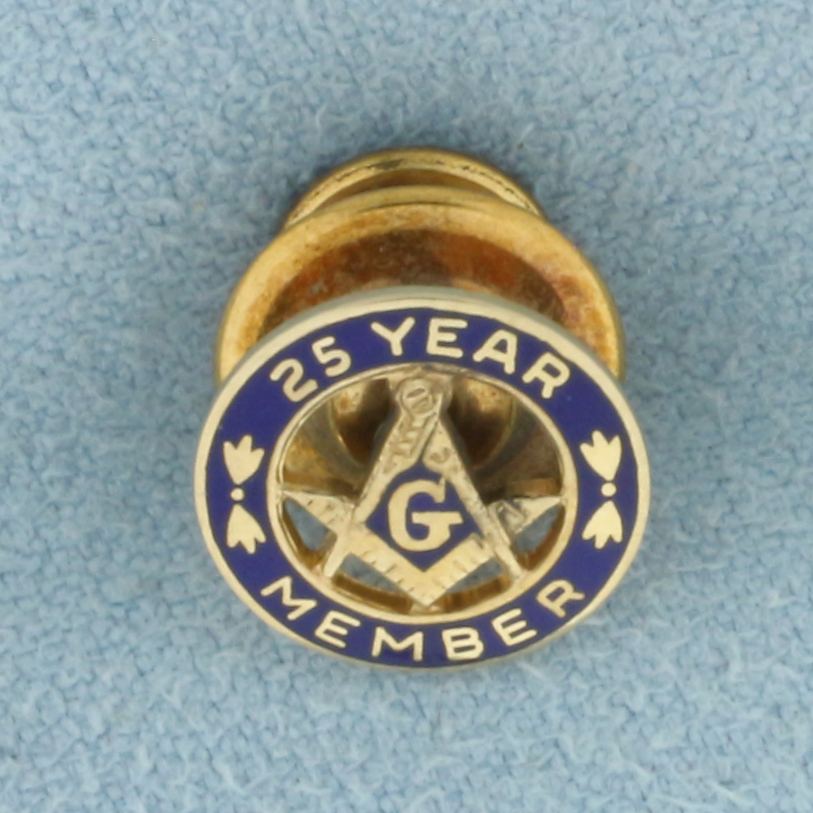 25 Year Member Masonic Tie Tack Pin in 10k Yellow Gold | Property Room