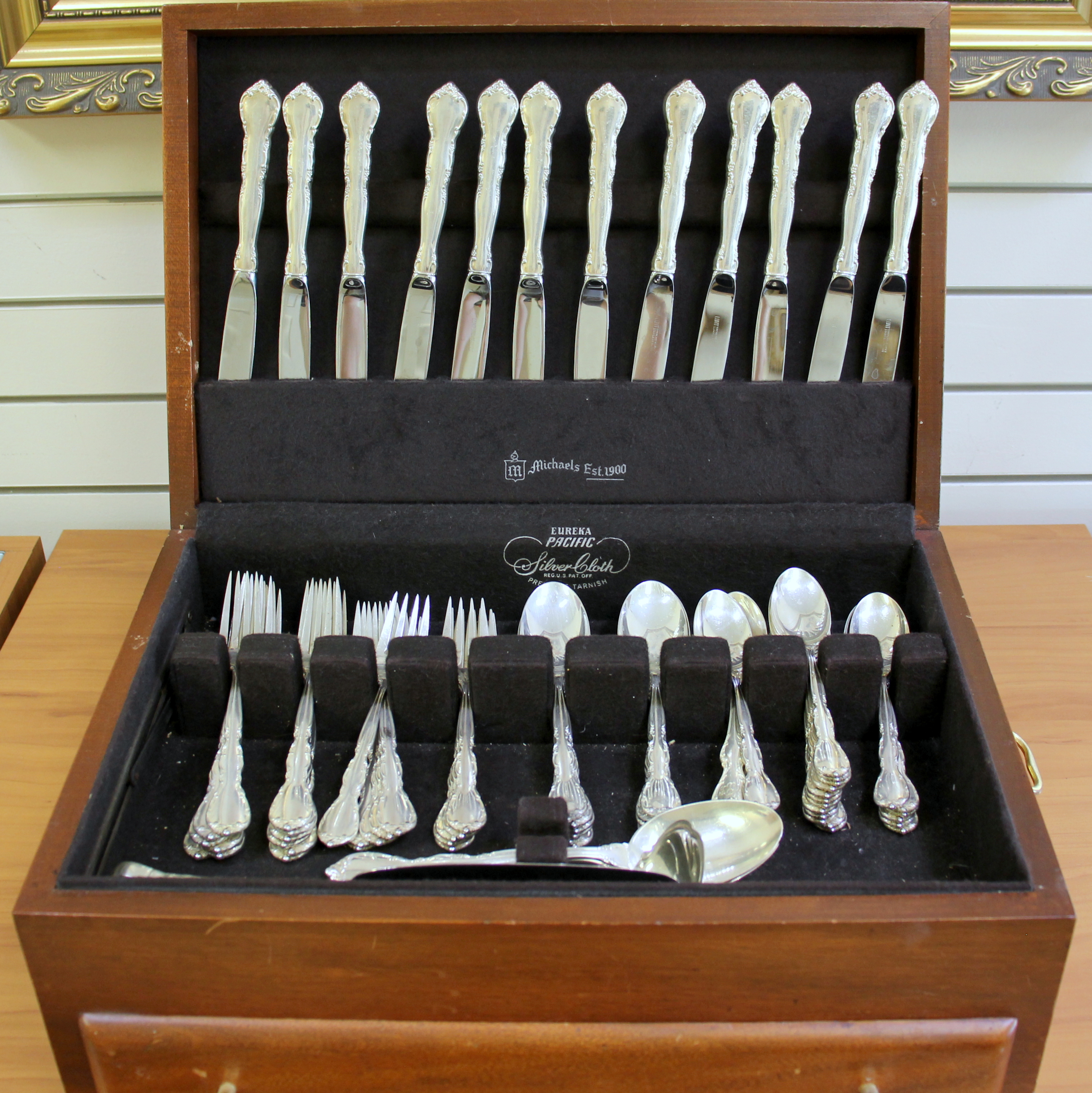 77 Piece Sterling Silver Lunt Mignonette Flatware Set with Chest ...
