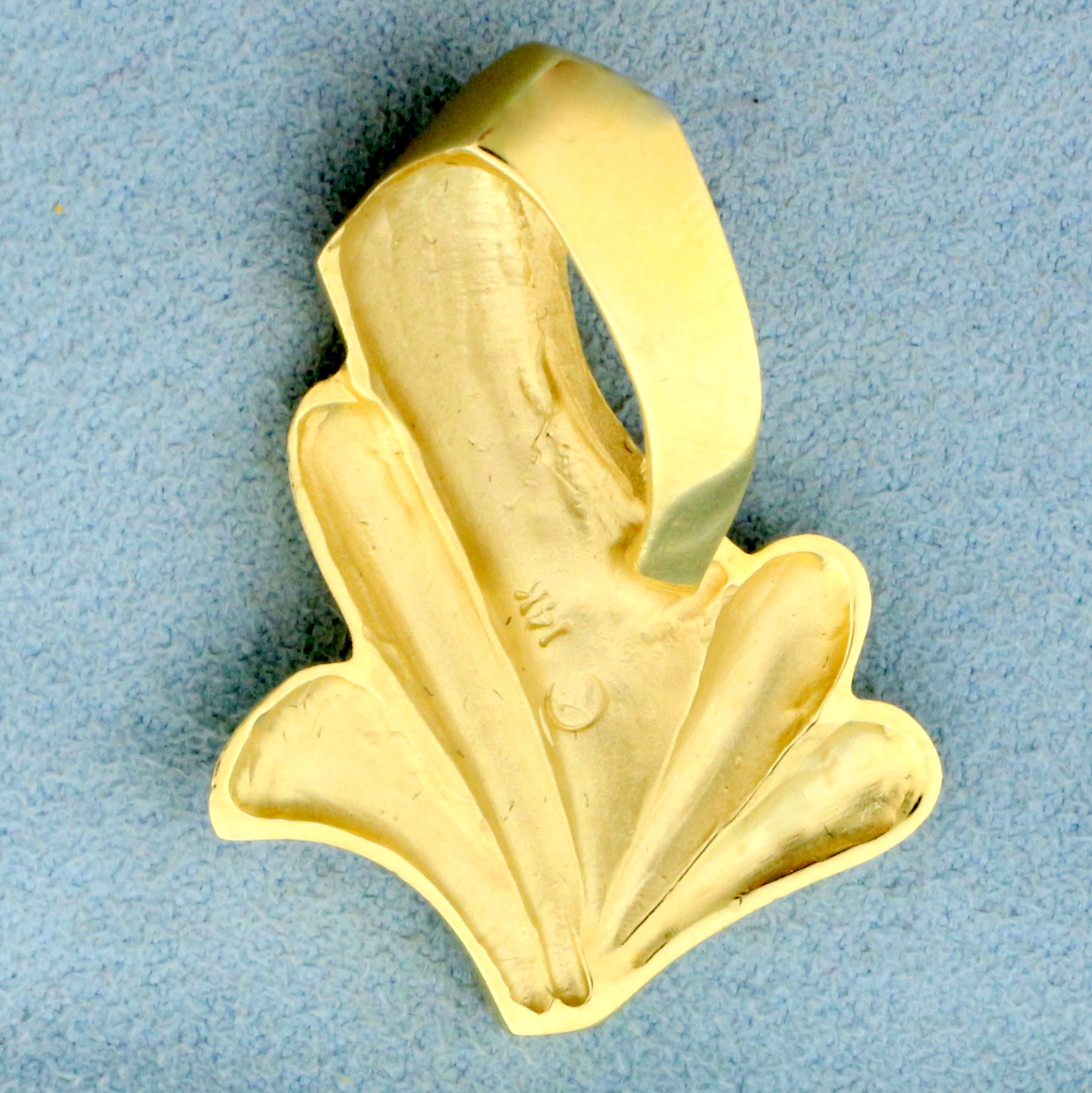 Abstract Design Pendant in 14K Yellow Gold | Property Room