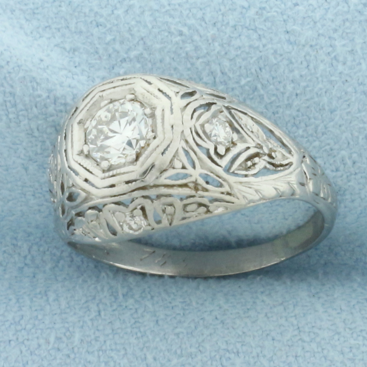 Antique Filigree Old European Cut Diamond Ring in Platinum | Property Room