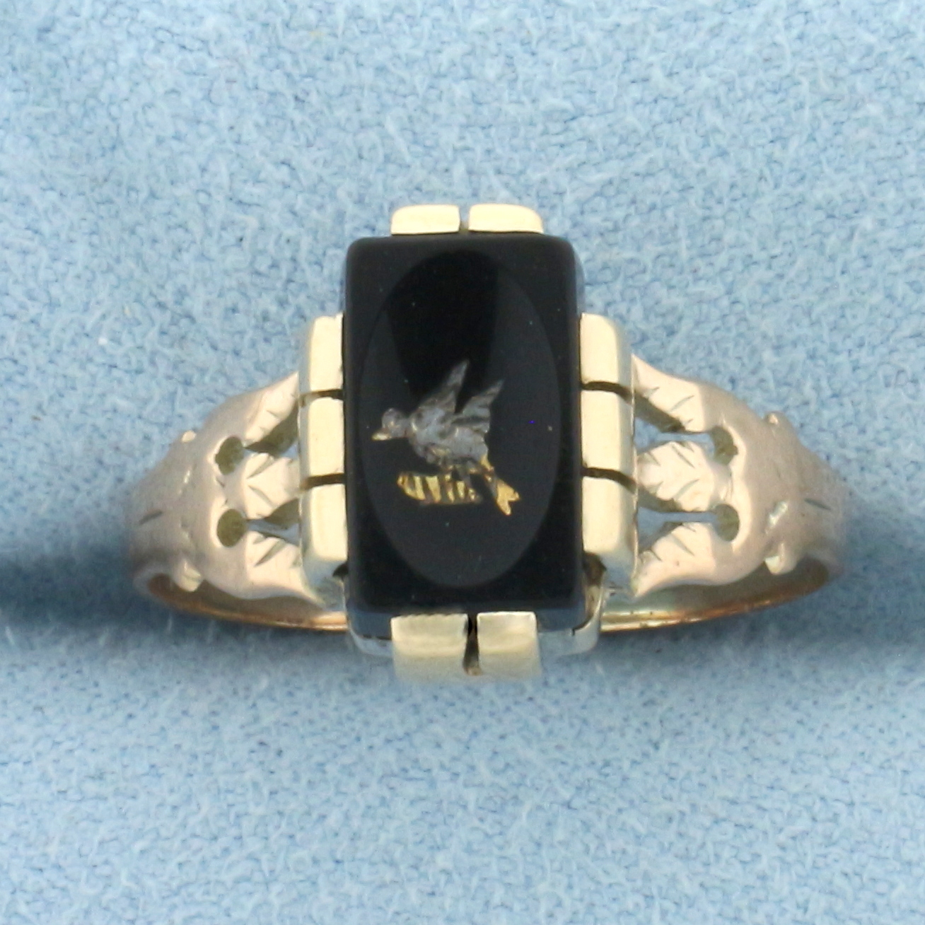 Antique Onyx Bird Ring in 10k Yellow Gold | Property Room