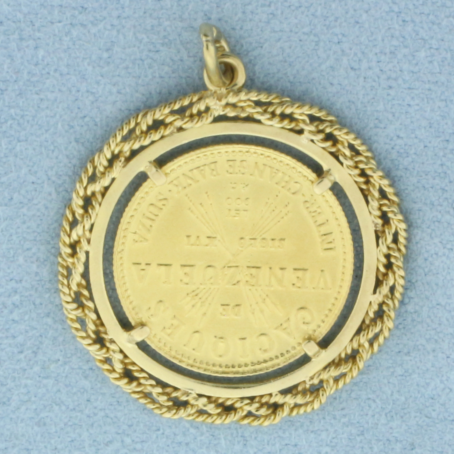 Caciques de Venezuela Manaure Gold Coin Pendant or Charm in 18k Yellow ...