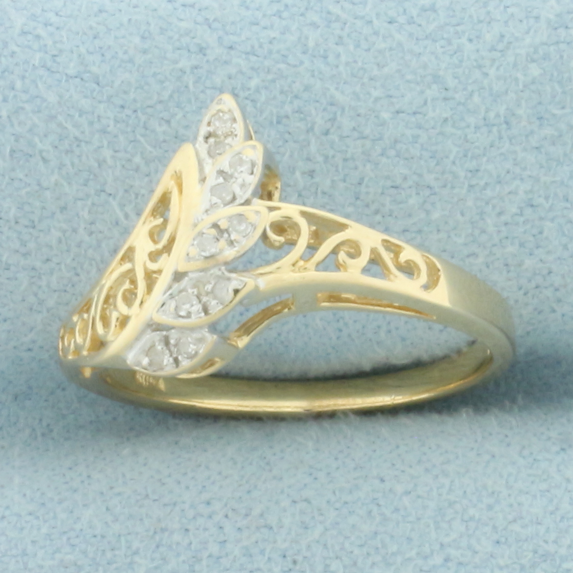Diamond Spray Design Ring in 14k Yellow Gold | Property Room
