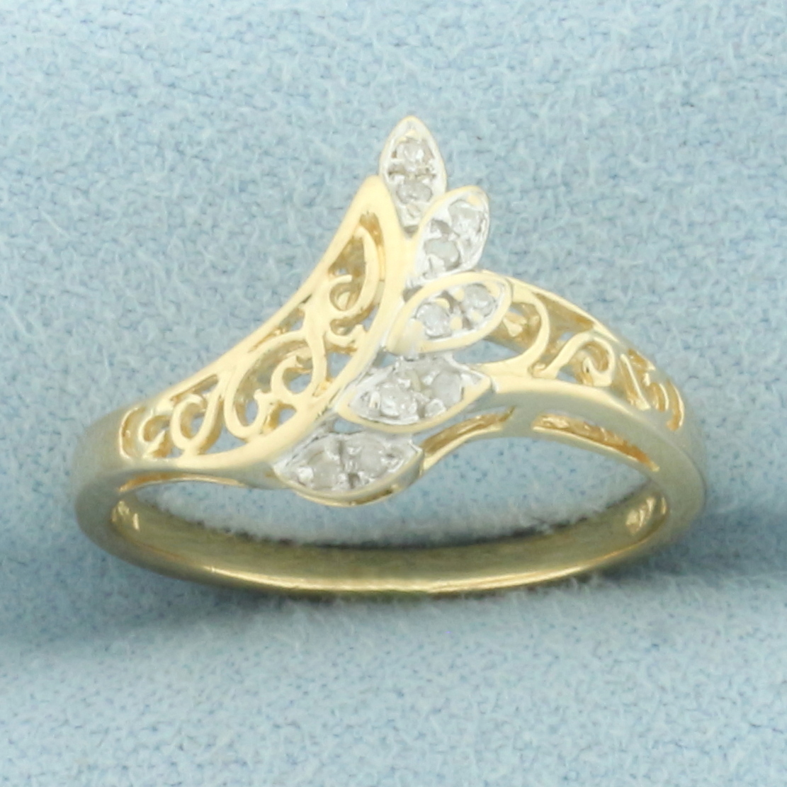 Diamond Spray Design Ring in 14k Yellow Gold | Property Room