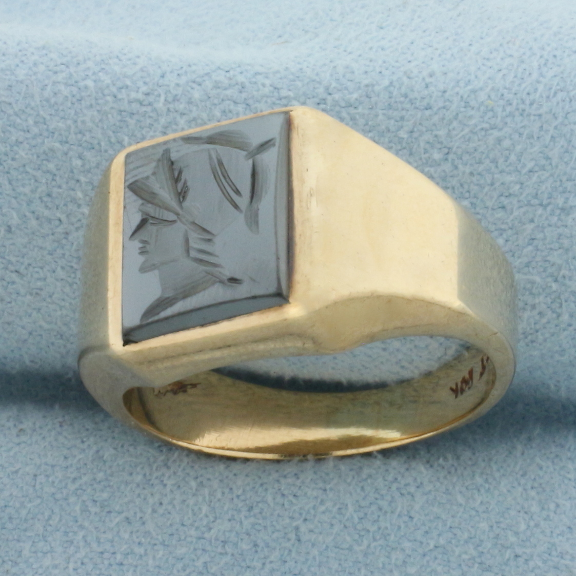 Hematite Roman Spartan Mens Ring in 10k Yellow Gold | Property Room