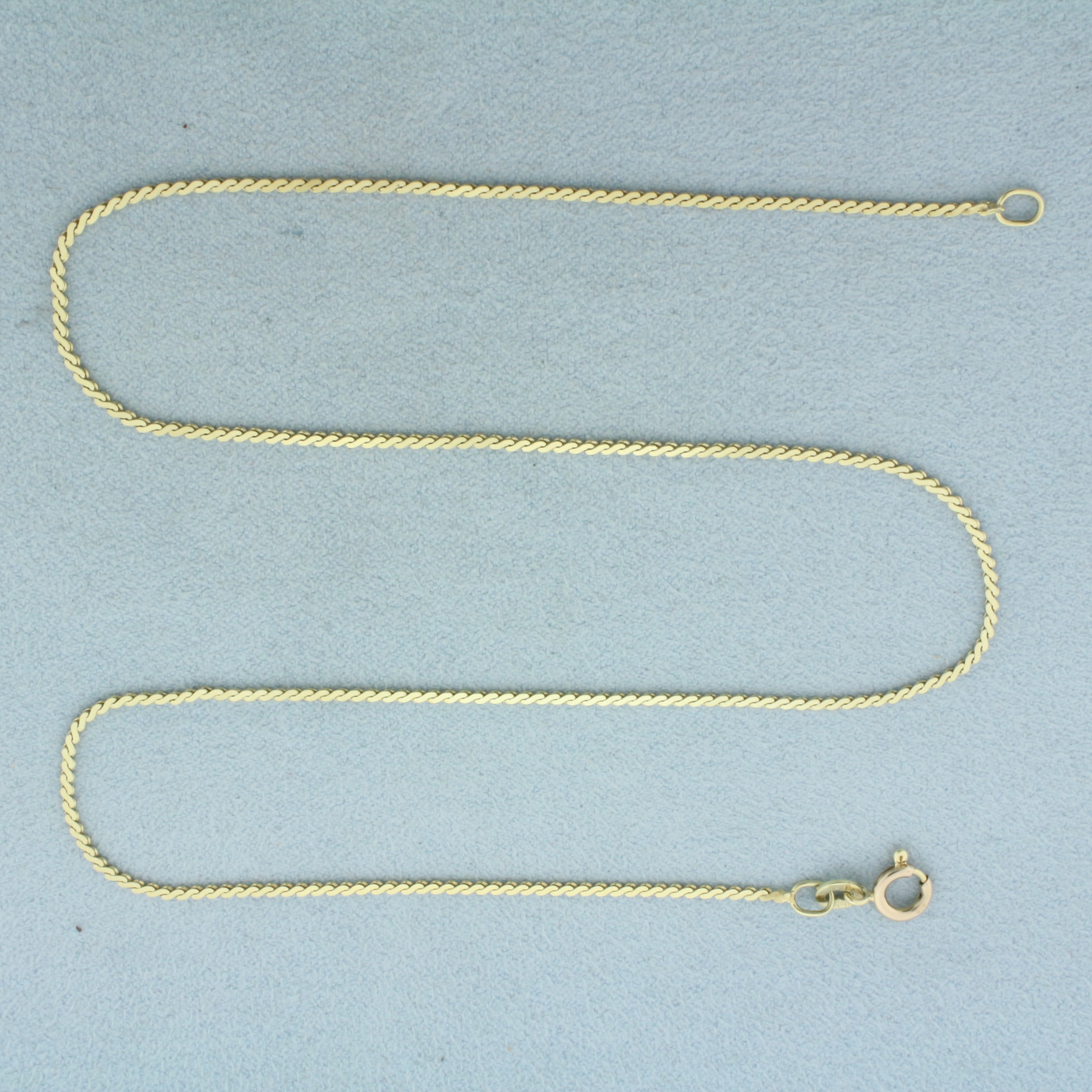 Italian 15 Inch S-Link Chain Necklace in 14k Yellow Gold | Property Room