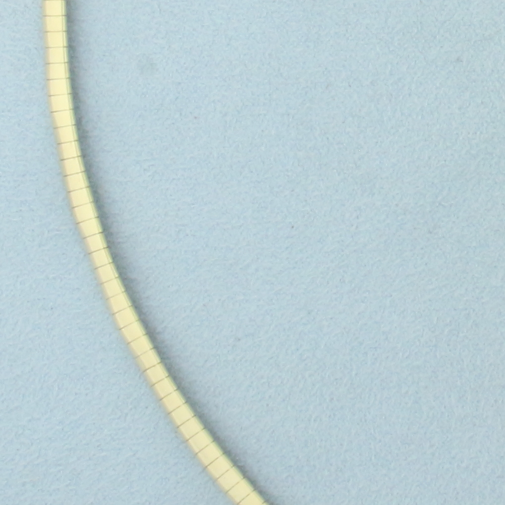 Italian Omega Link Chain Necklace in 10k Yellow Gold | Property Room