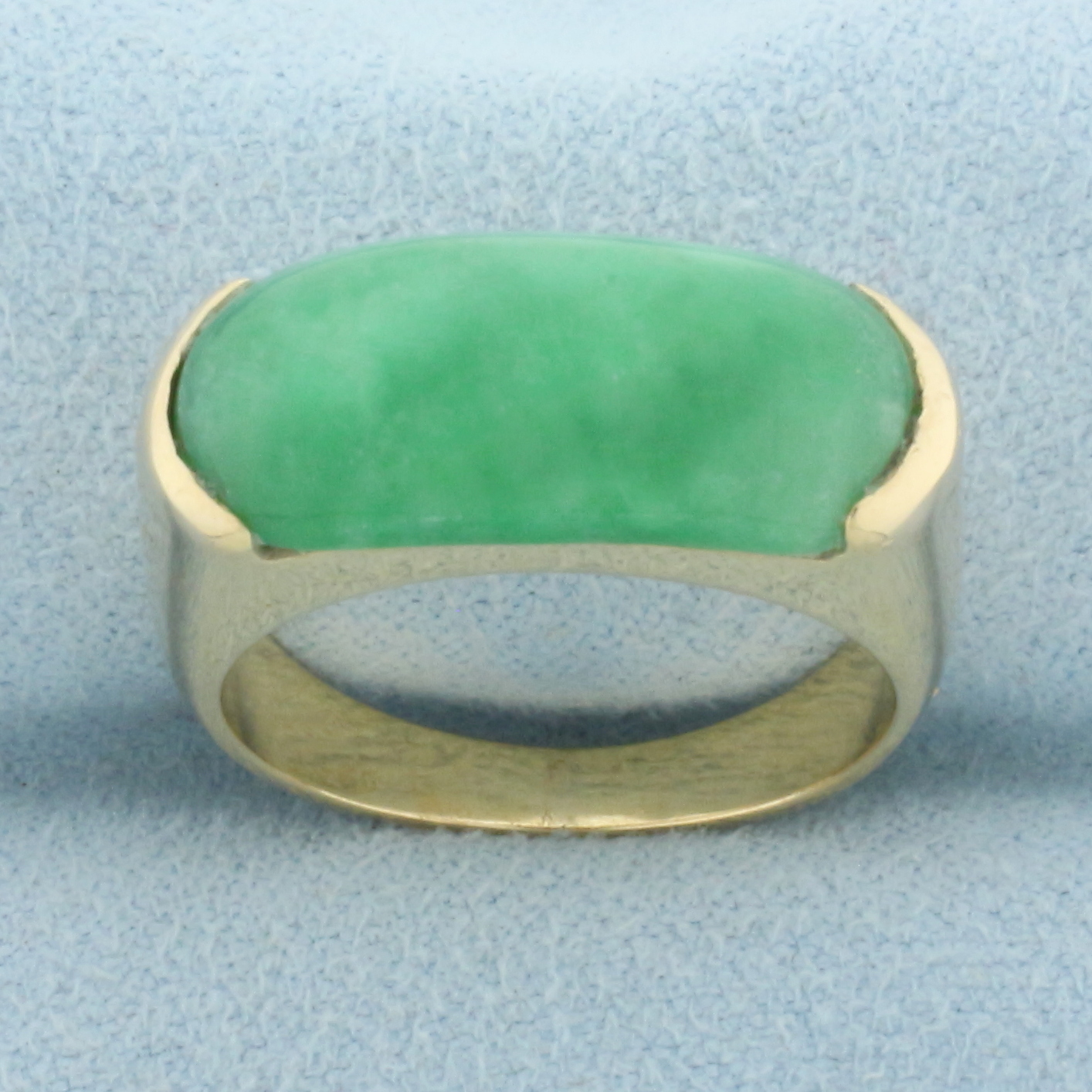Jade Gate Ring in 18k Yellow Gold | Property Room