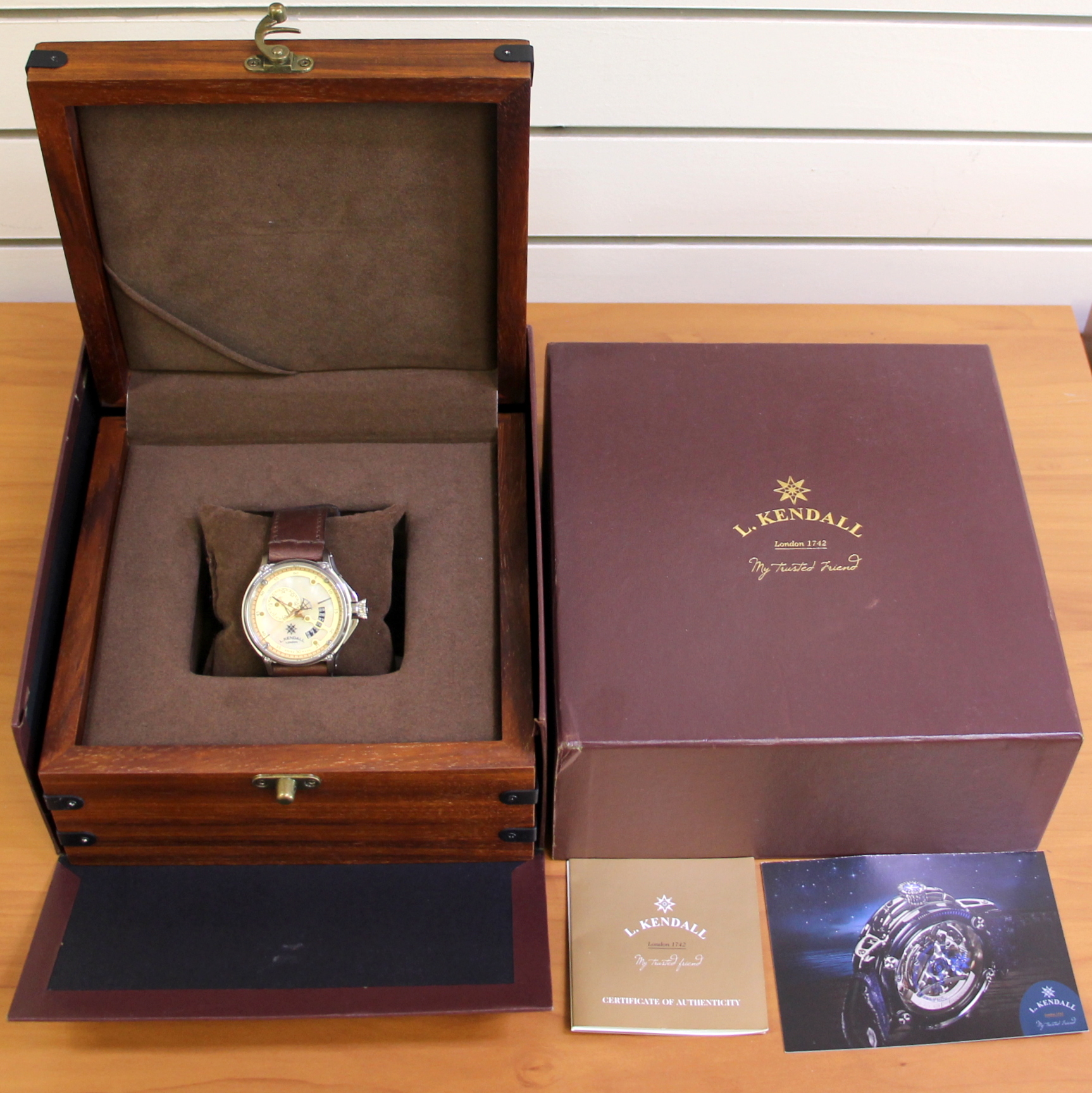 Mens Larcum Kendall K7 Automatic Watch Model K7-004A | Property Room