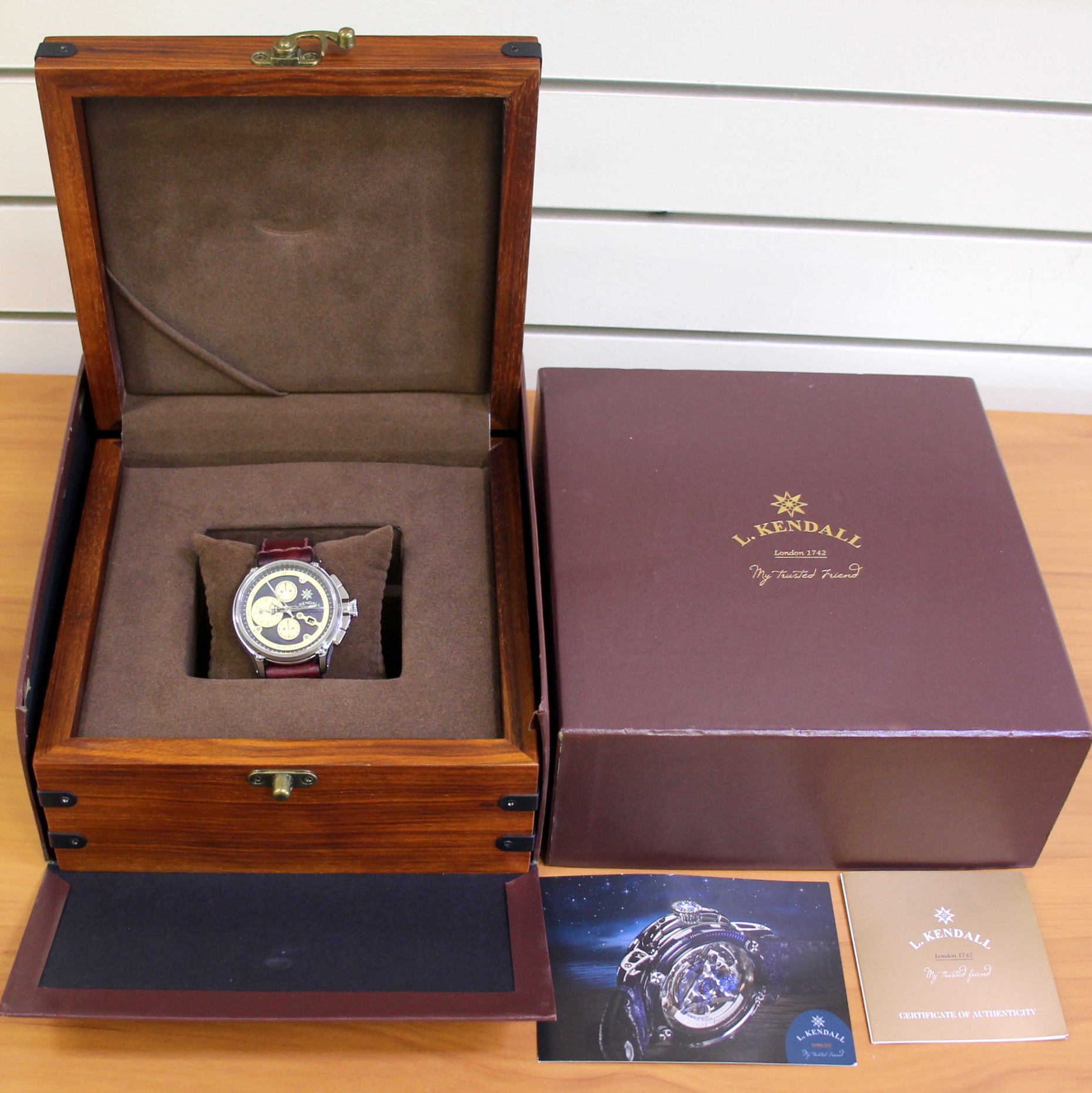 Mens Larcum Kendall K8 Automatic Watch Model K8-001A | Property Room