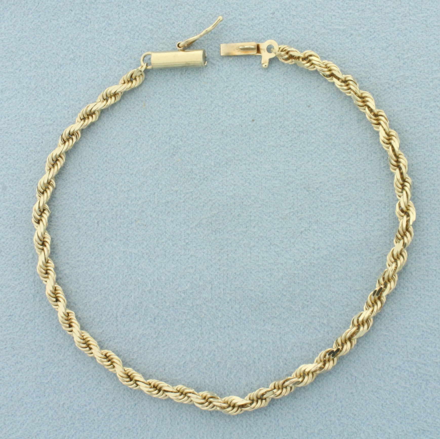 Rope Link Chain Bracelet in 14k Yellow Gold | Property Room