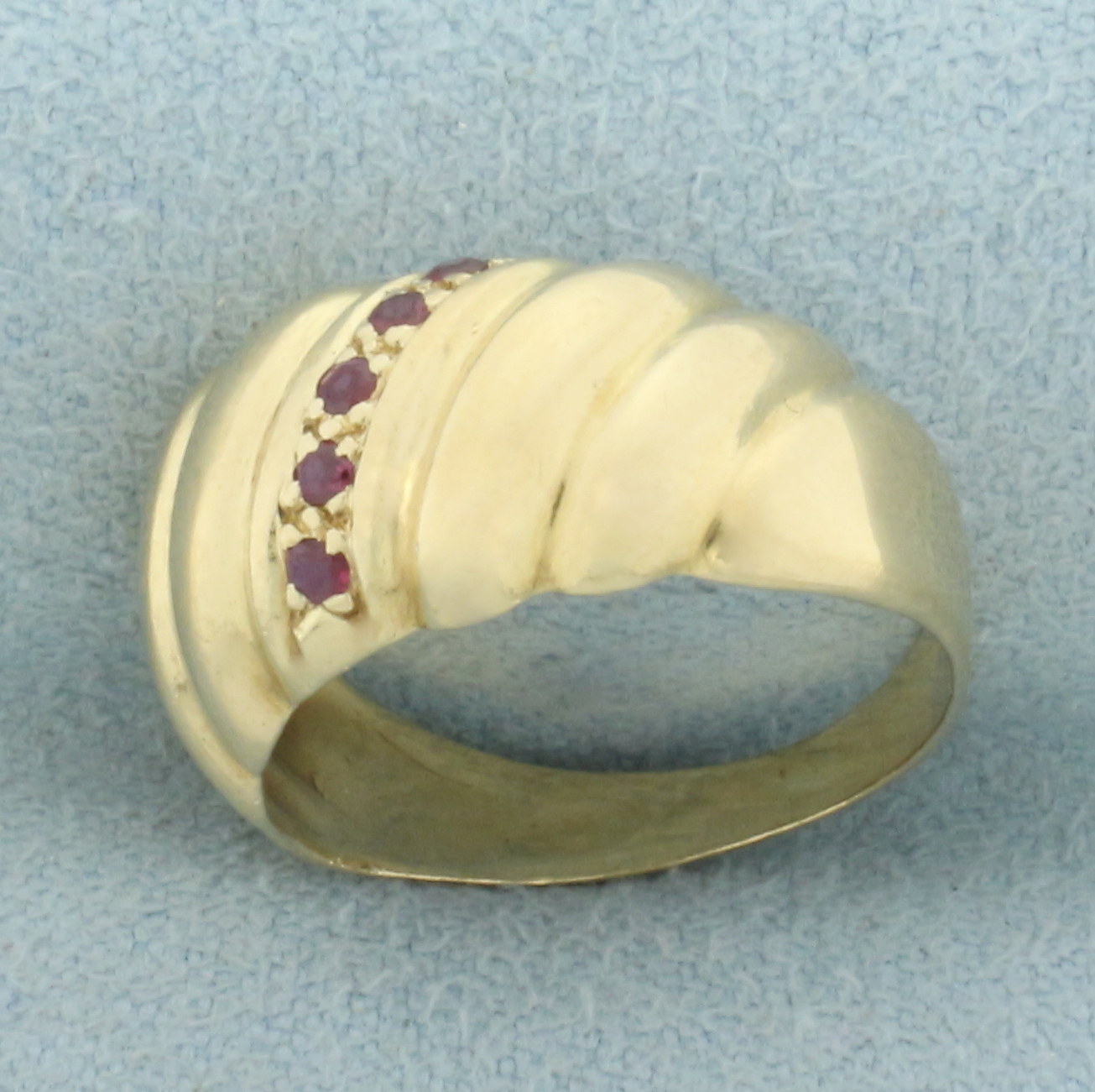 Ruby Scalloped Shrimp Design Ring in 14k Yellow Gold | Property Room