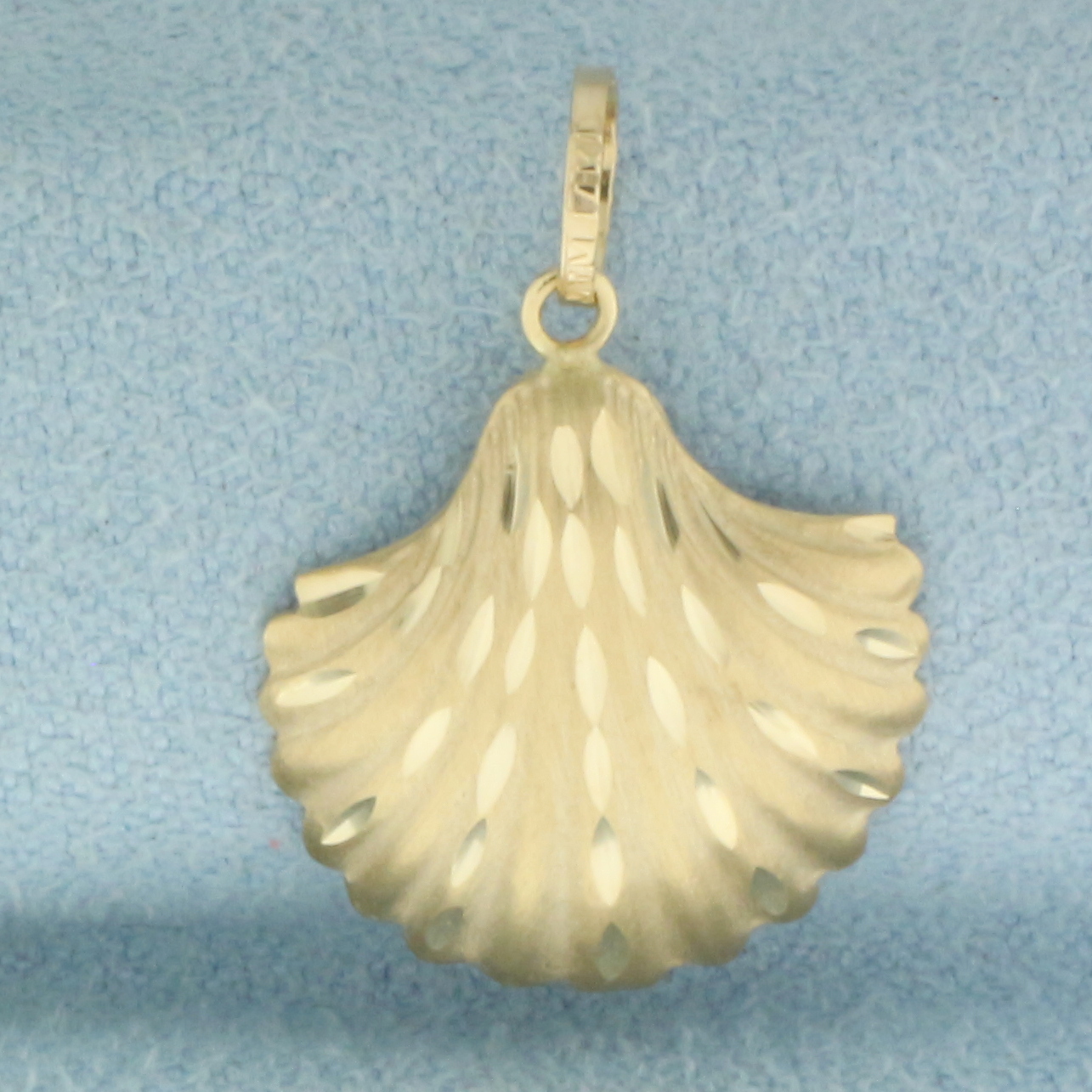 Seashell Charm in 14k Yellow Gold | Property Room