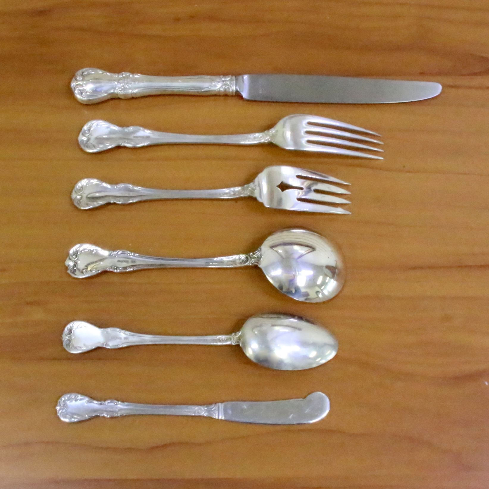Towle Old Master Sterling Silver Flatware Set of 72 | Property Room