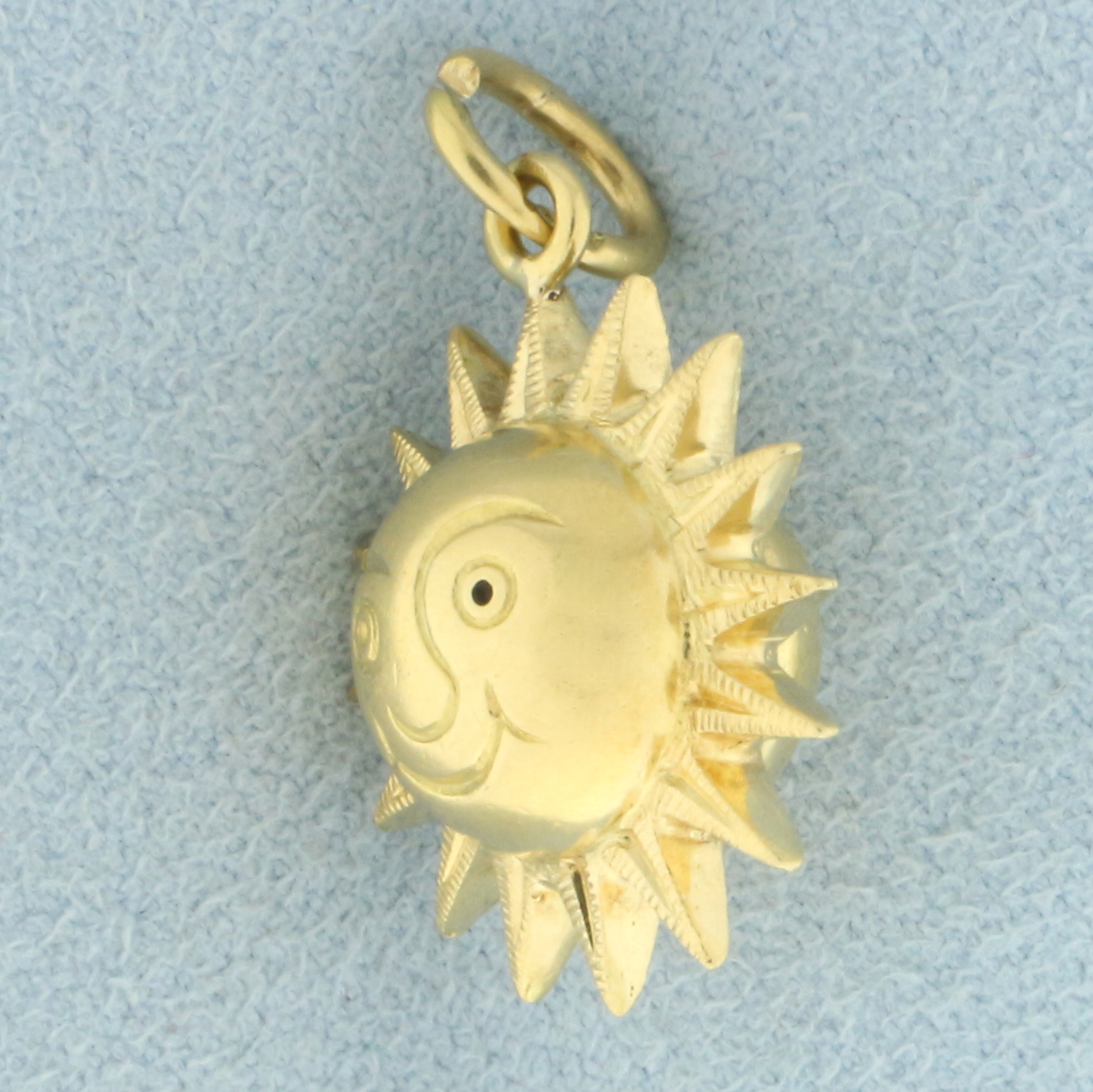 Vintage 3 D Sun Charm in 18k Yellow Gold | Property Room