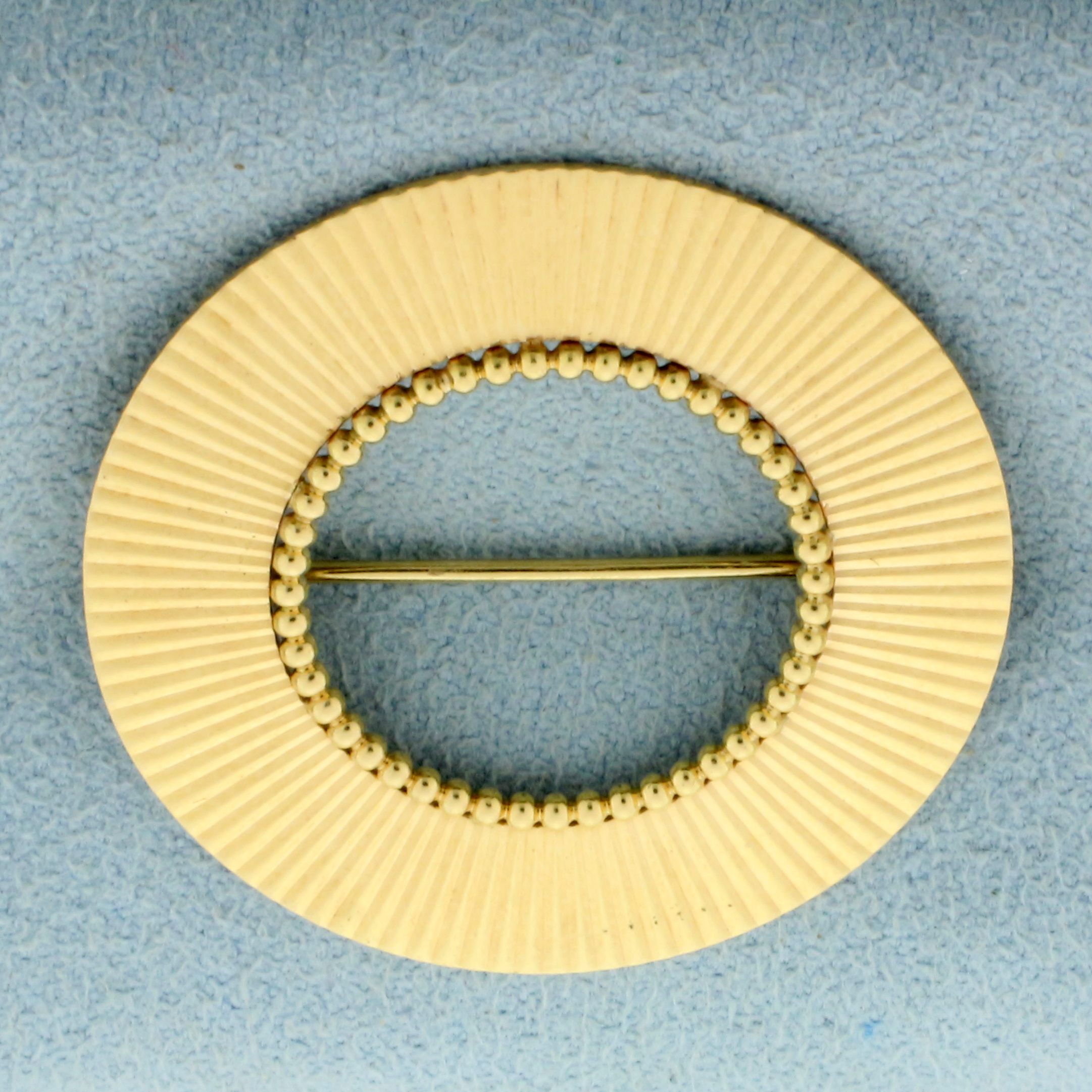 Vintage Circle Pin in 14K Yellow Gold | Property Room
