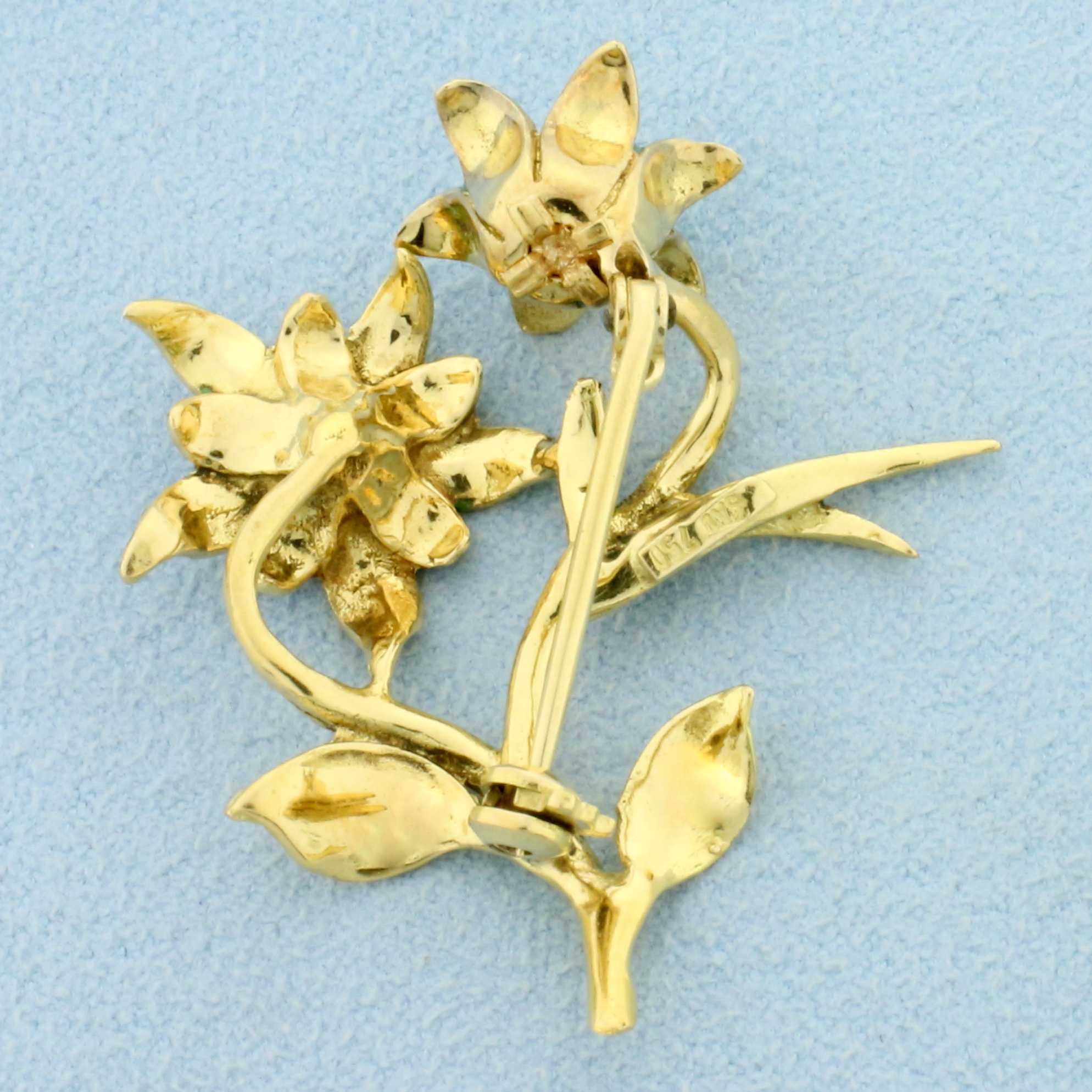 Vintage Enamel Flower Pin in 18K Yellow Gold | Property Room