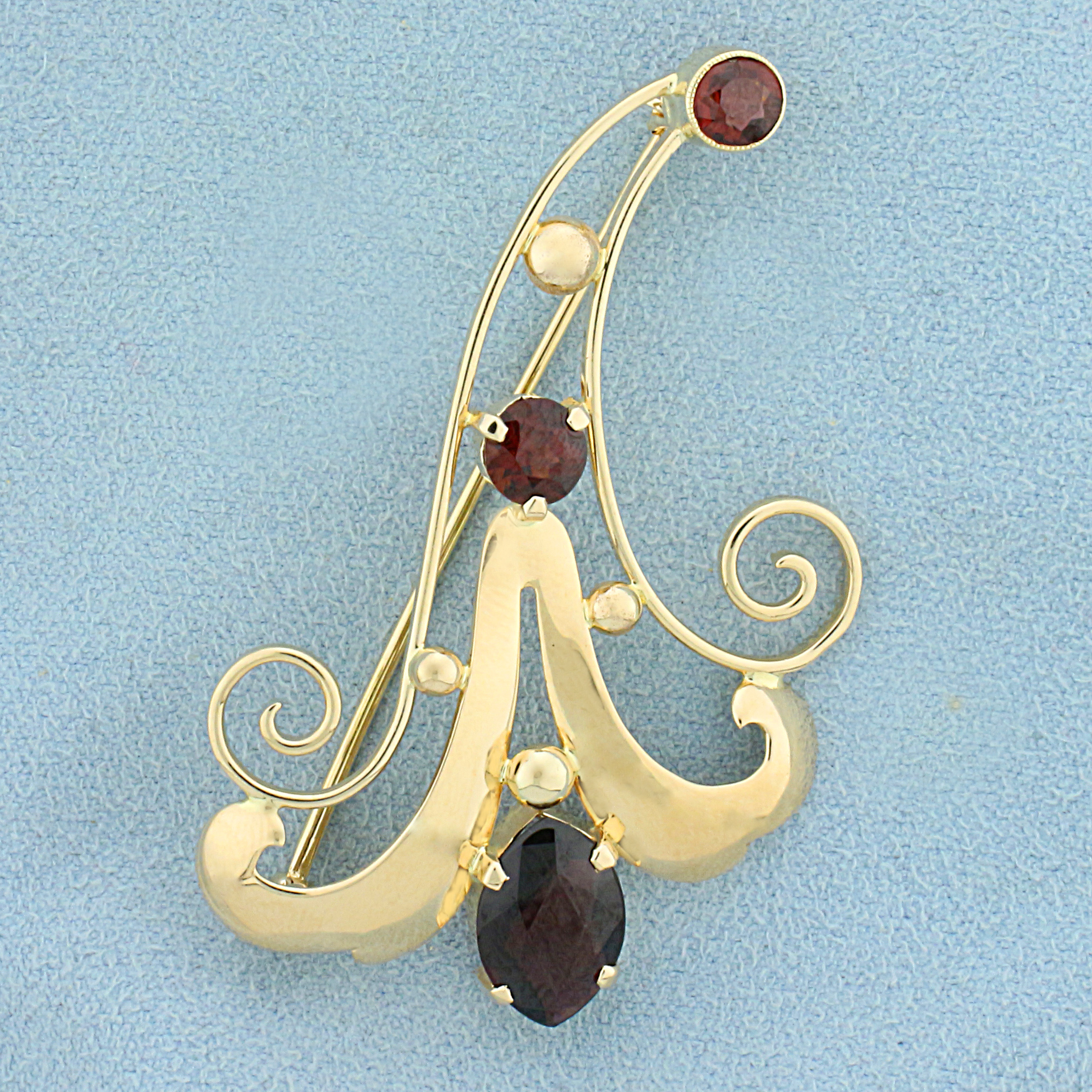 Vintage Garnet Pin in 14K Yellow Gold | Property Room