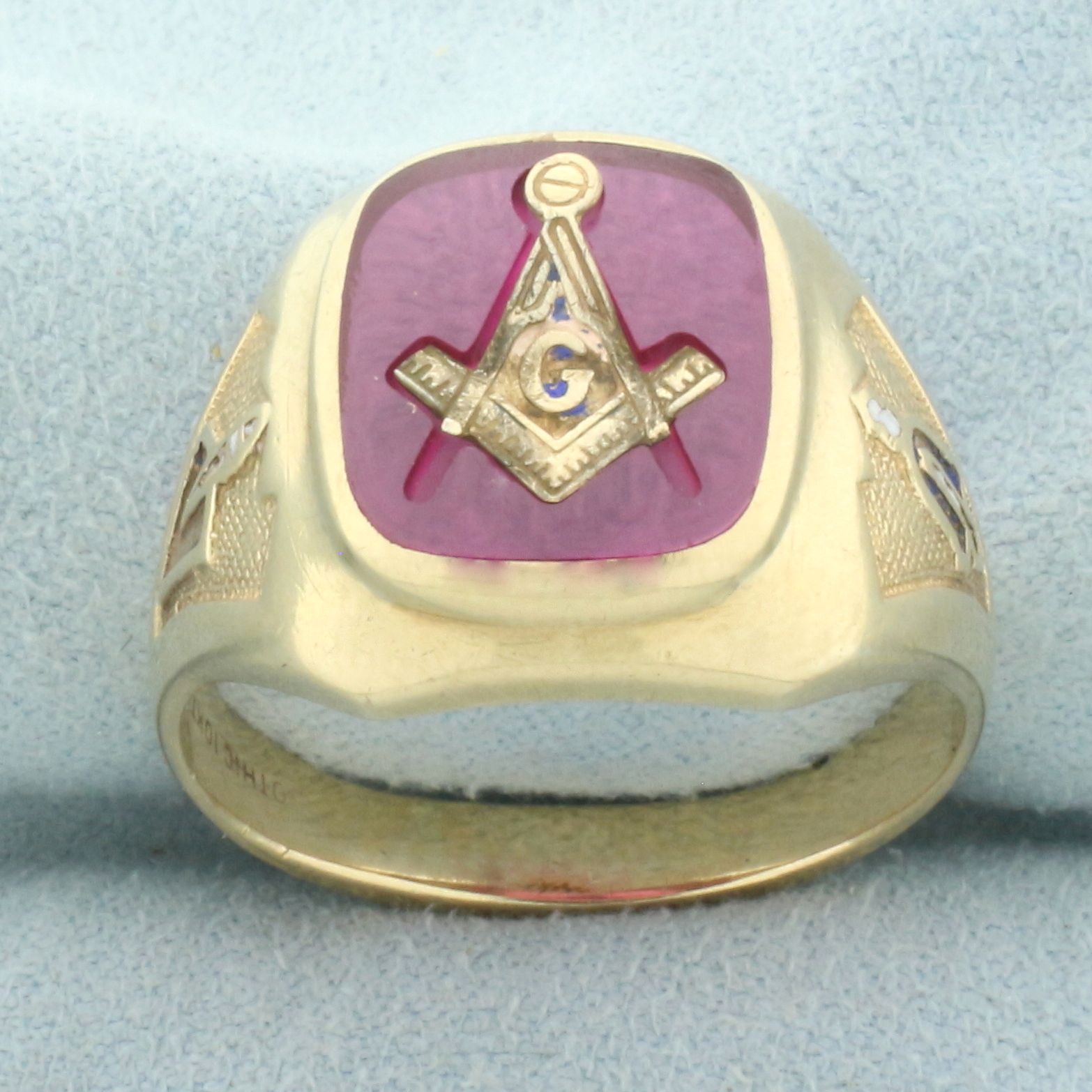 Vintage Lab Ruby Masonic Ring in 10k Yellow Gold | Property Room