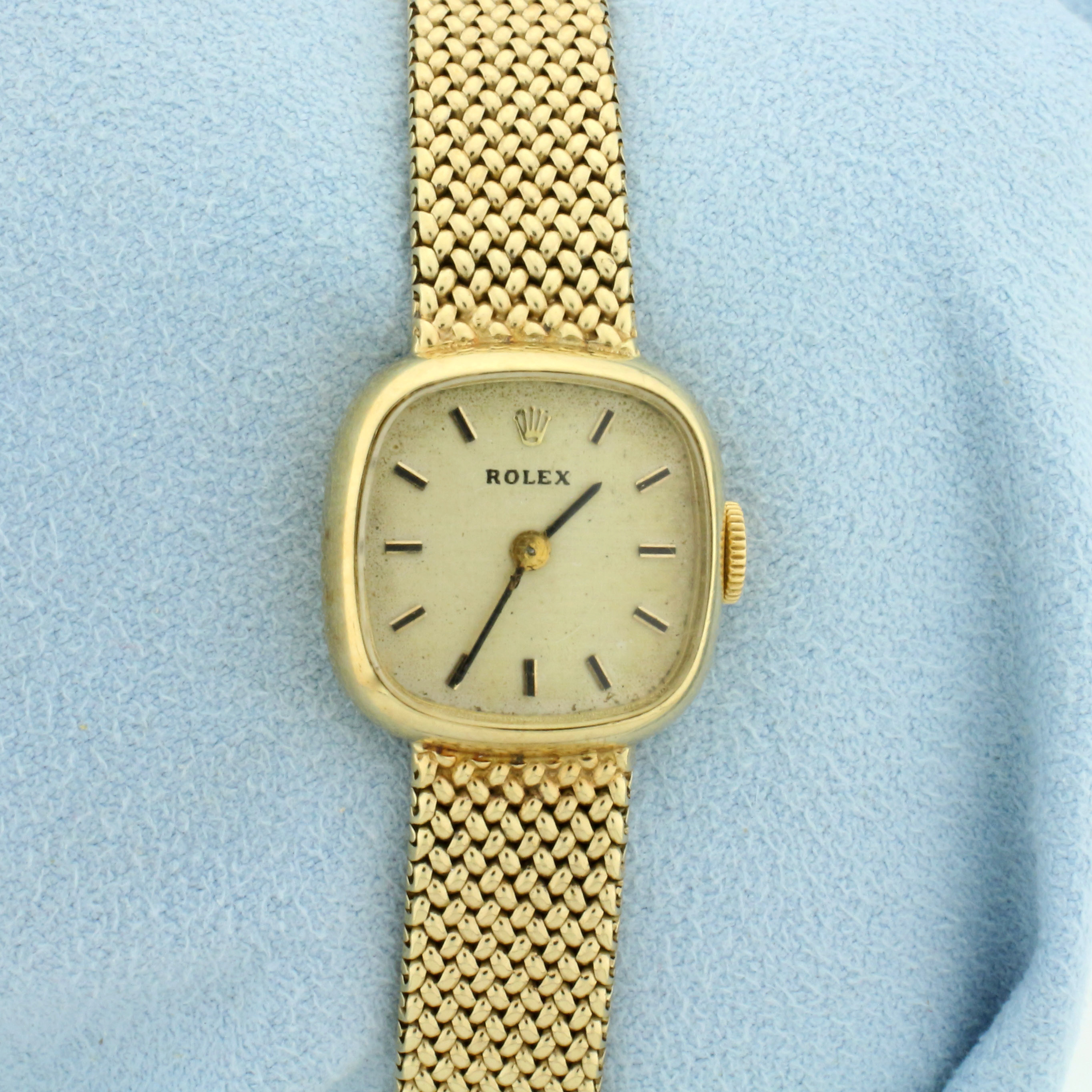 Vintage Womans Rolex Windup Watch in 14k Yellow Gold | Property Room
