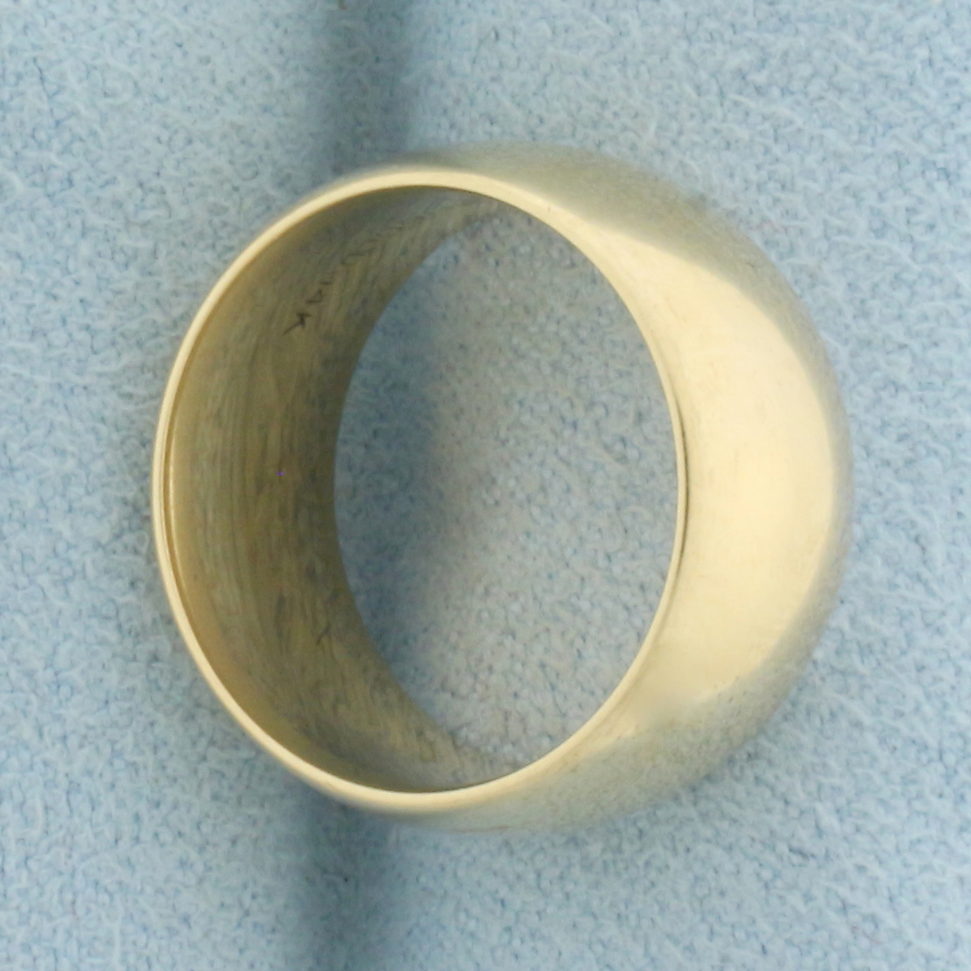 Wide Cigar Band Ring in 14k Yellow Gold | Property Room