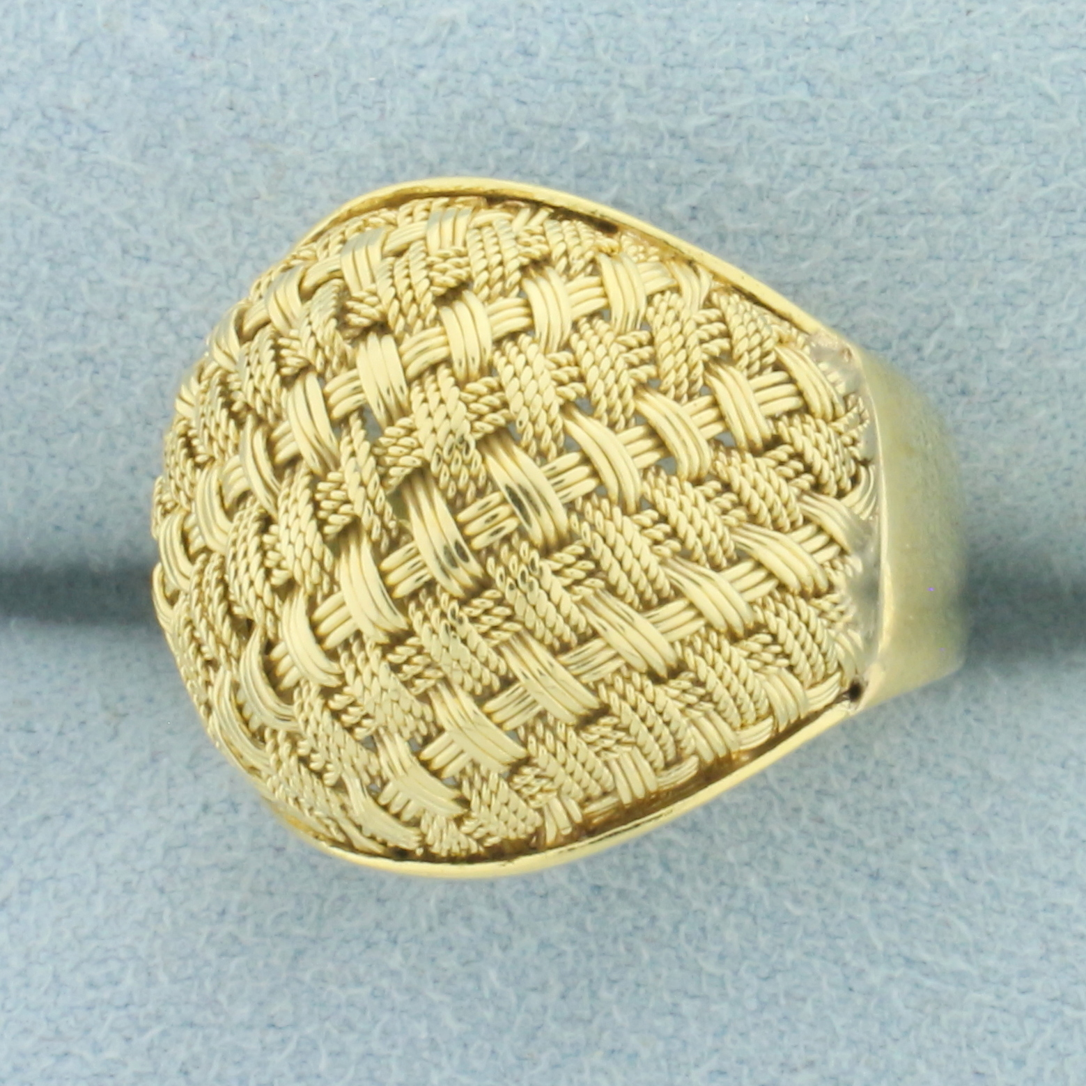 Woven Design Ring in 18k Yellow Gold | Property Room