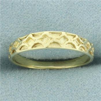 Geometric Pattern Band Ring in 14k Yellow Gold | Property Room