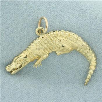 Vintage Gator Charm Pendant in 14k Yellow Gold | Property Room
