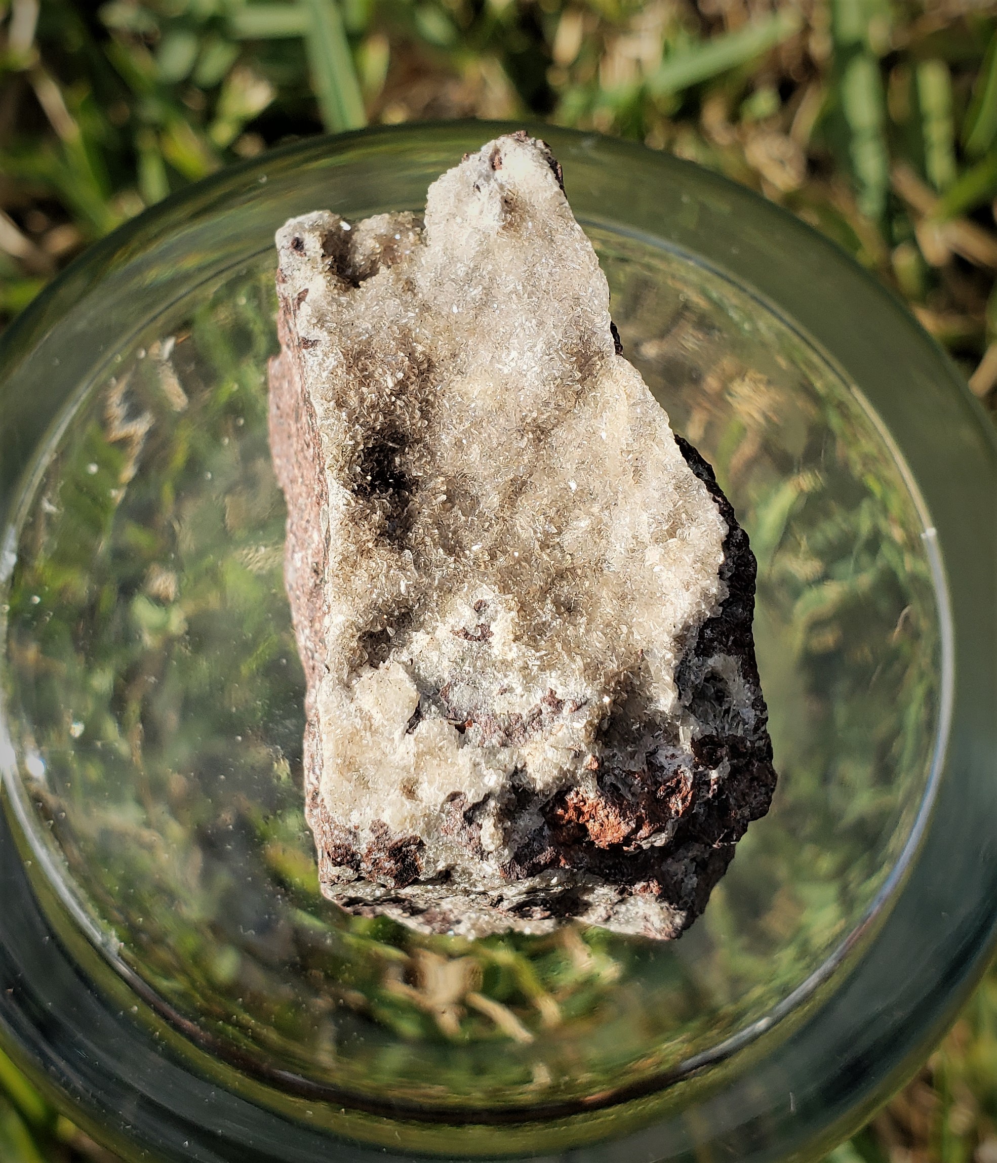 Beauty and Complexity of Quartz Crystals with Apophyllite Inclusion ...