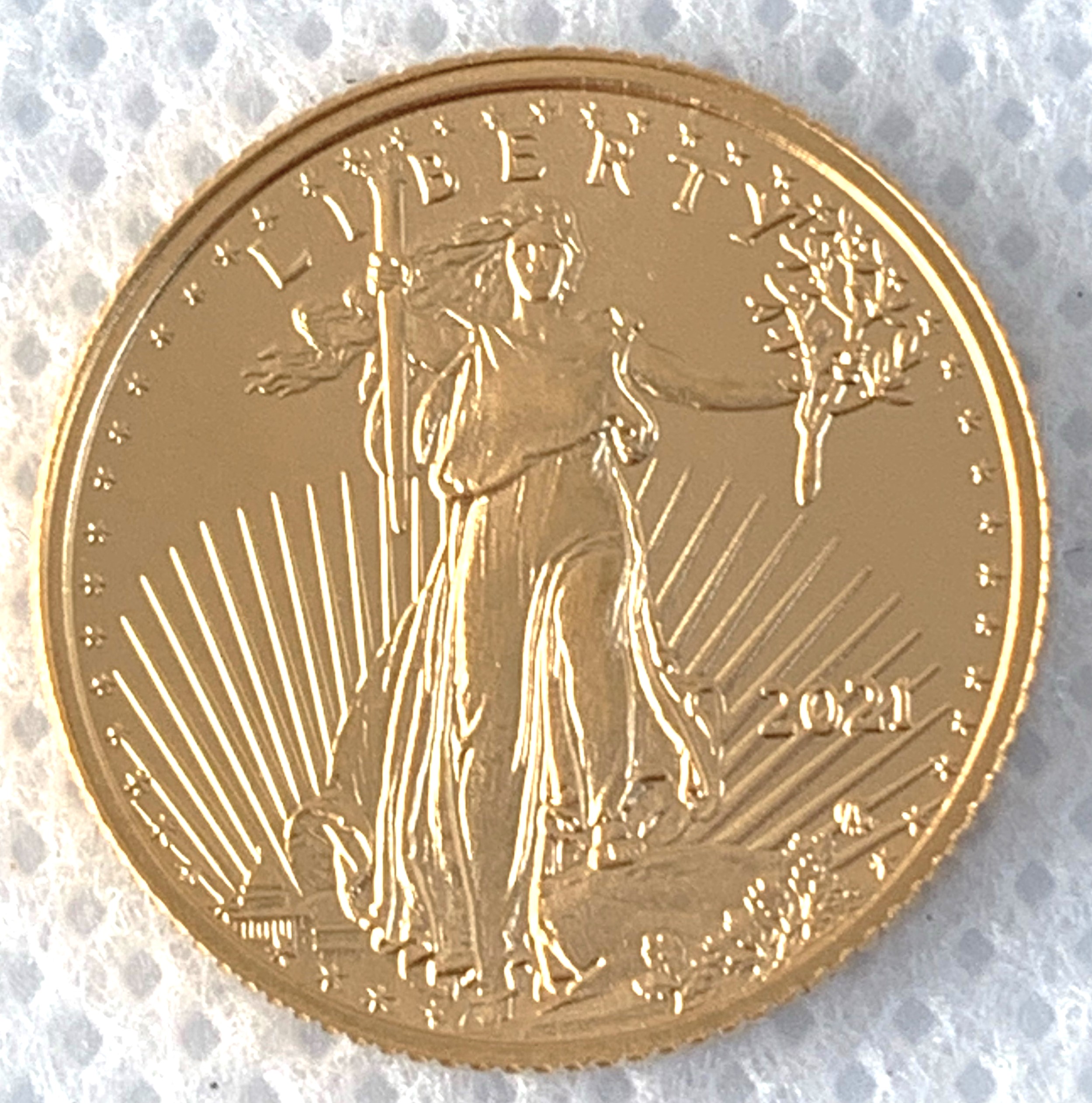 2021 $5 1/10oz BU GOLD AMERICAN EAGLE | Property Room
