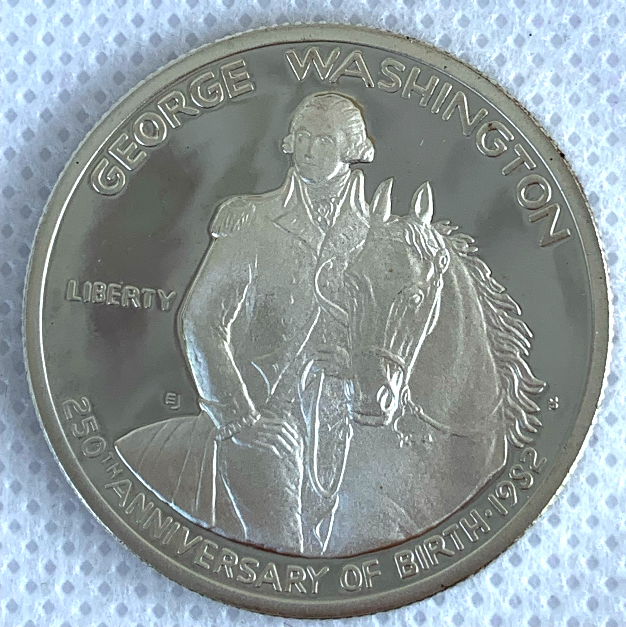 1982-S GEORGE WASH COMM SILVER HALF DOLLAR | Property Room