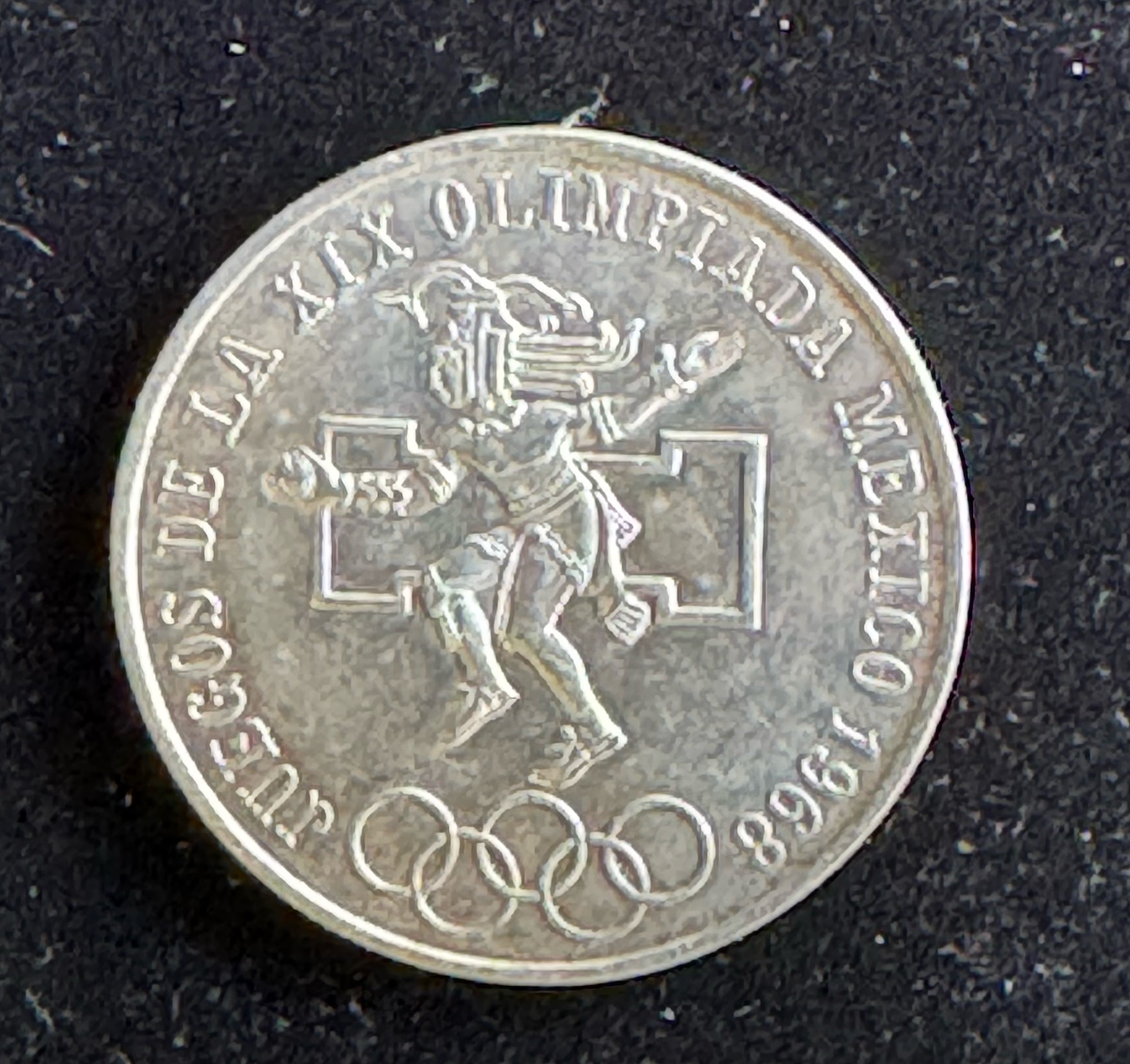 1968 MEXICO OLYMPICS 25 PESOS SILVER, UNC, REALLY NICE COIN | Property Room