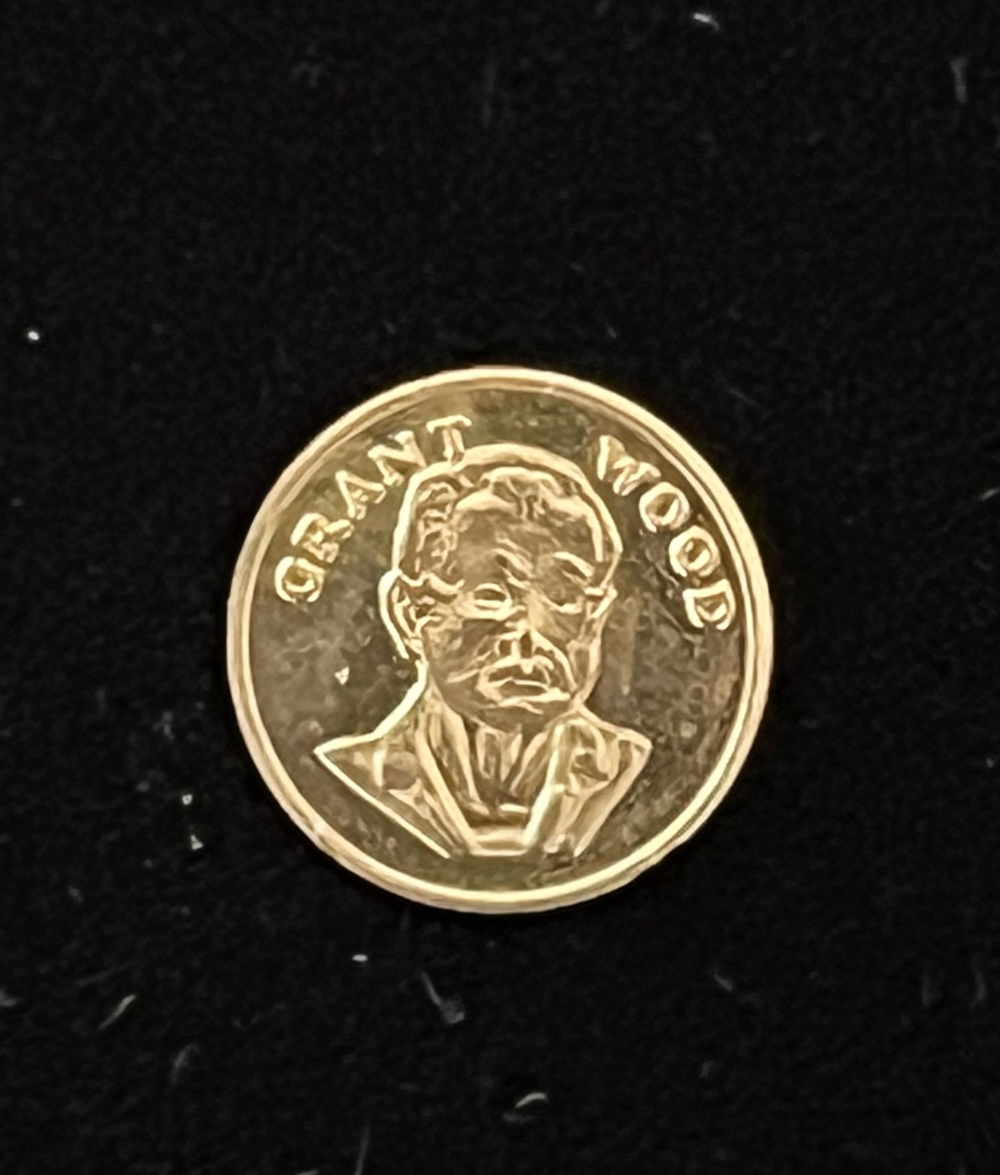 GOLD 1980 GRANT WOOD MINIATURE REPLICA 14K 0.2g | Property Room