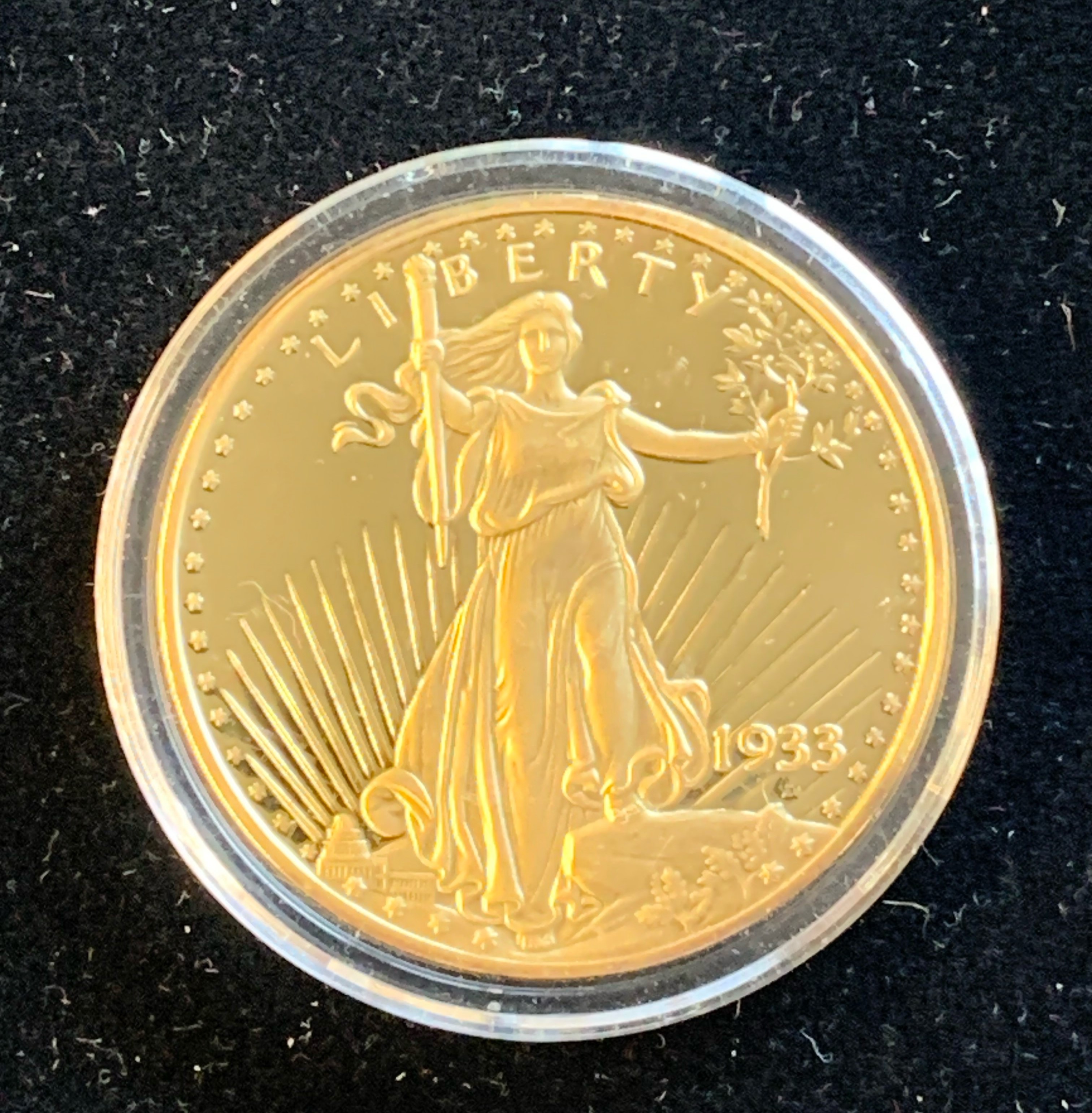 1933 DOUBLE EAGLE COPY 20 DOLLARS PROOF GOLD LAYERED COIN IN CASE ...