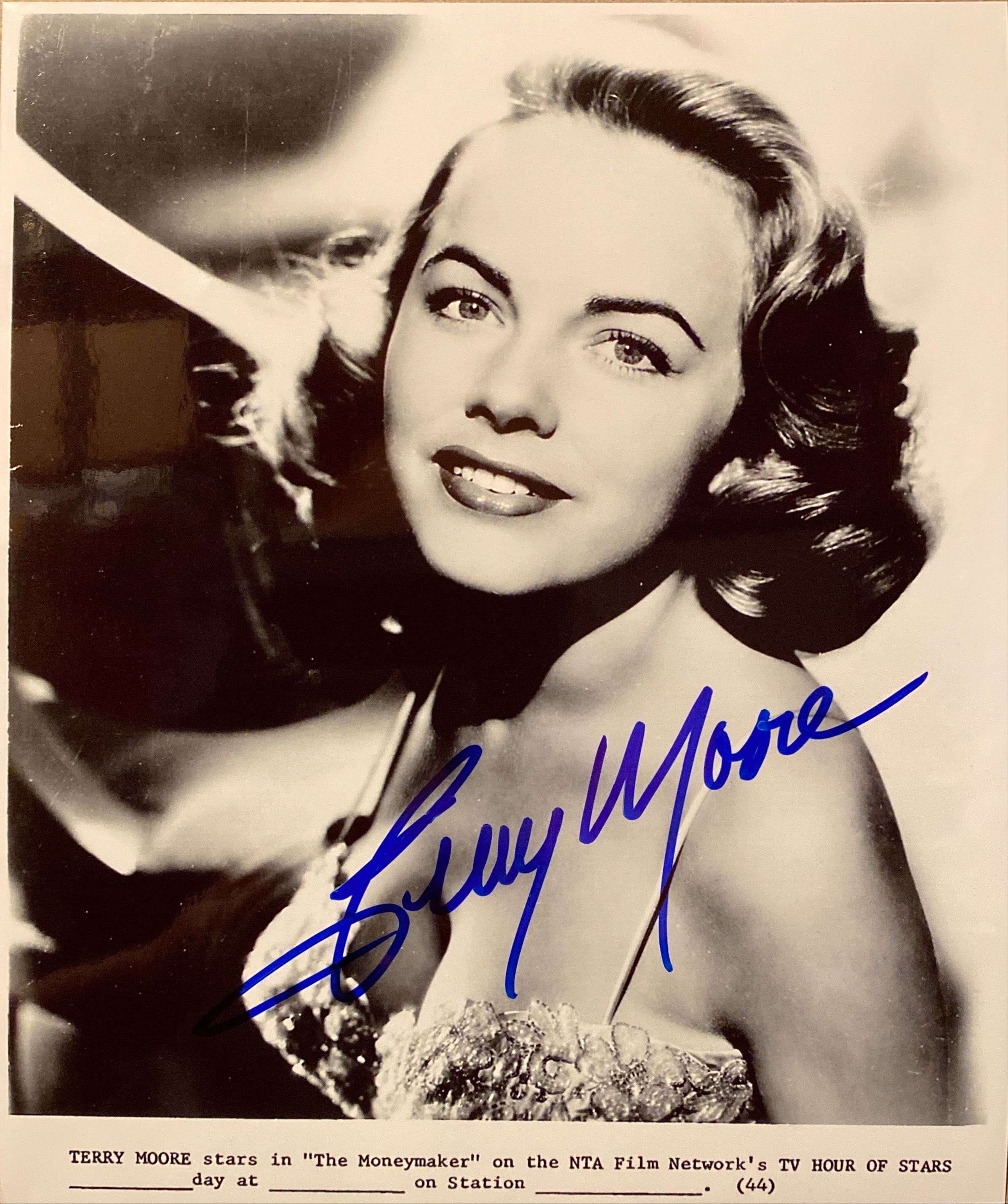 Tea Leoni signed "Fun With Dick and Jane" movie photo | Property Room