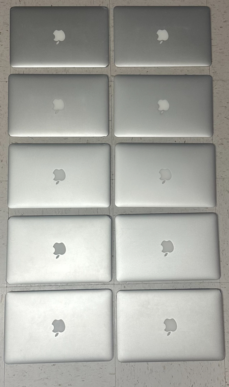 LOT OF 10 APPLE MACBOOK AIR | Property Room